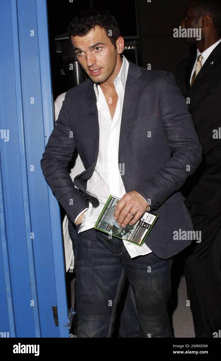 "Dancing with the Stars" professional dancer Tony Dovolani attends a ...