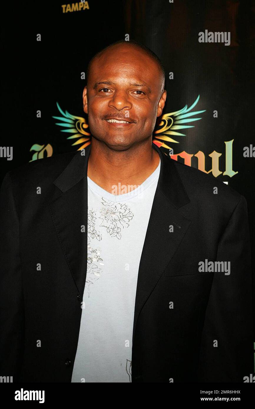 Retired football star Warren Moon arrives on the red carpet for the ...