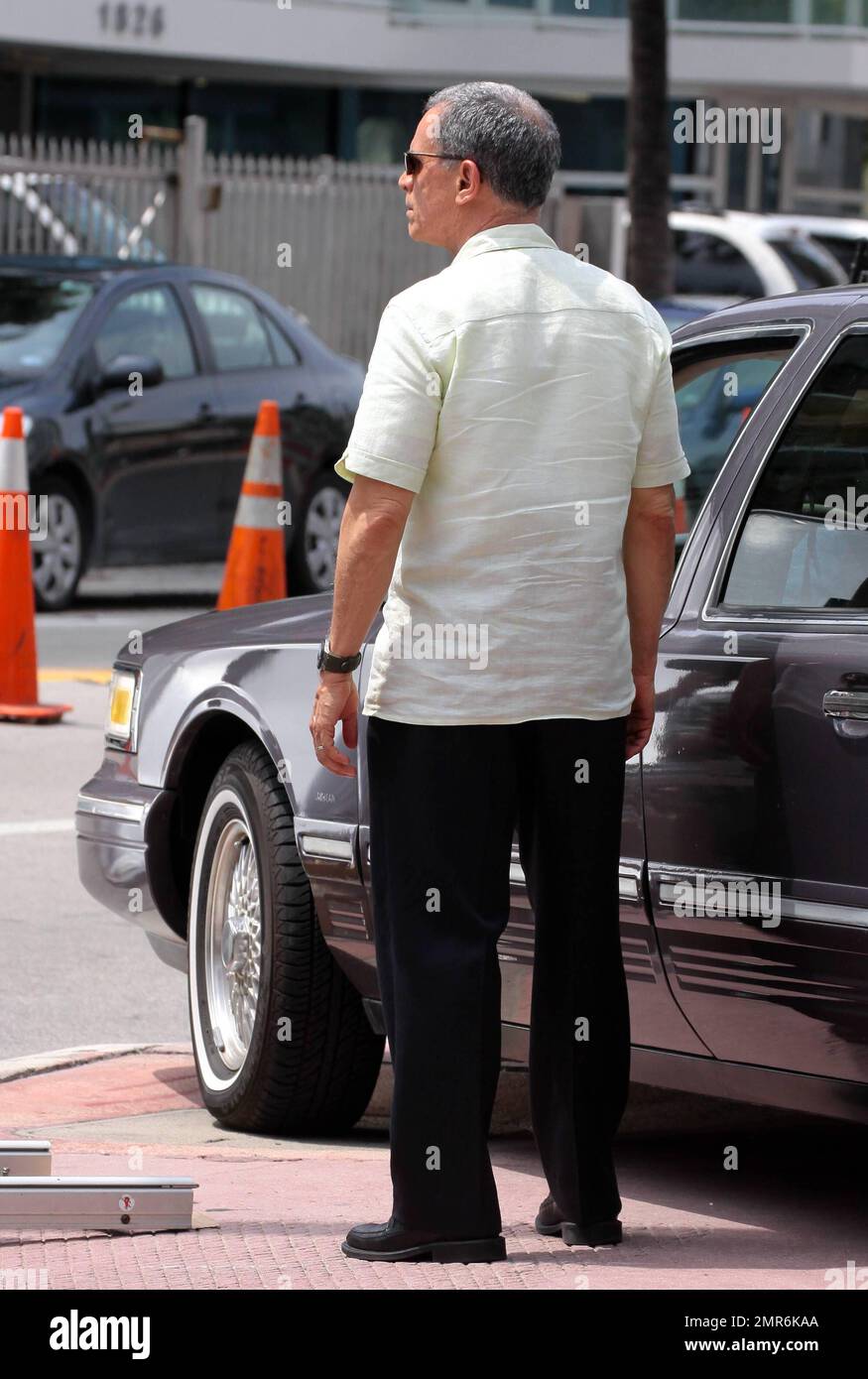 Ed Harris and Tony Plana film scenes on the location set for their new ...