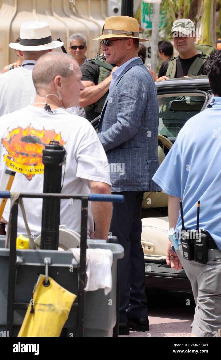 Ed Harris and Tony Plana film scenes on the location set for their new ...
