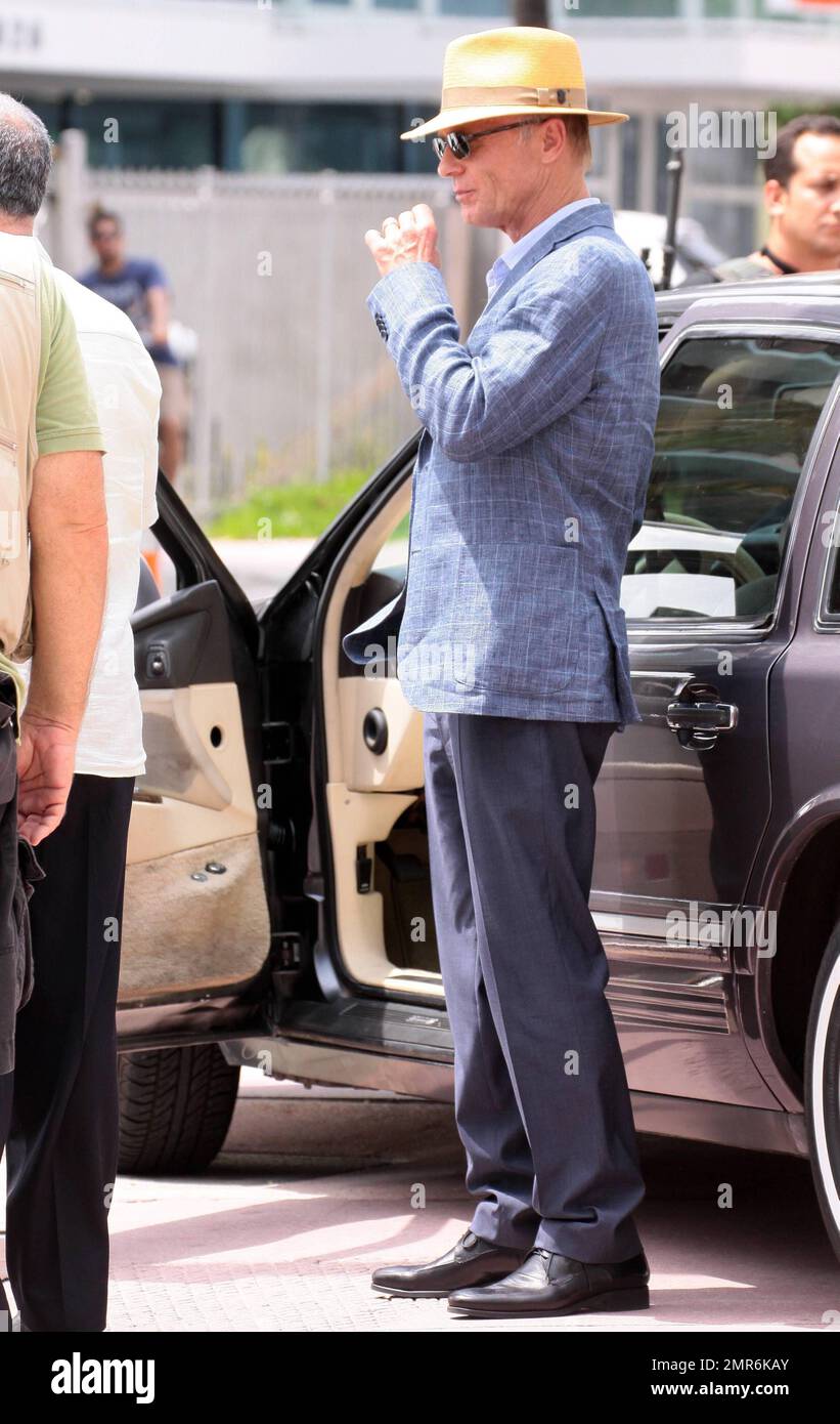 Ed Harris and Tony Plana film scenes on the location set for their new ...