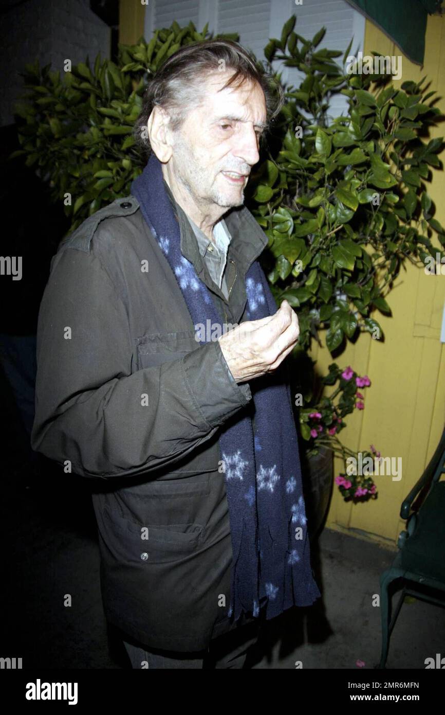 "Big Love" star Harry Dean Stanton arrives at the restaurant Dan Tana's ...