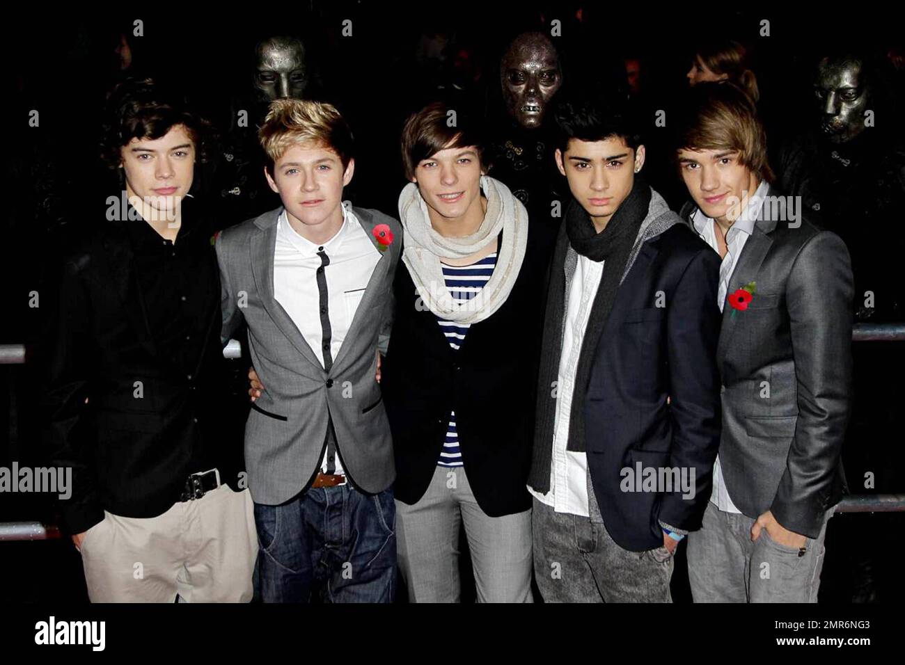 X-Factor band One Direction pose on the red carpet at the world ...