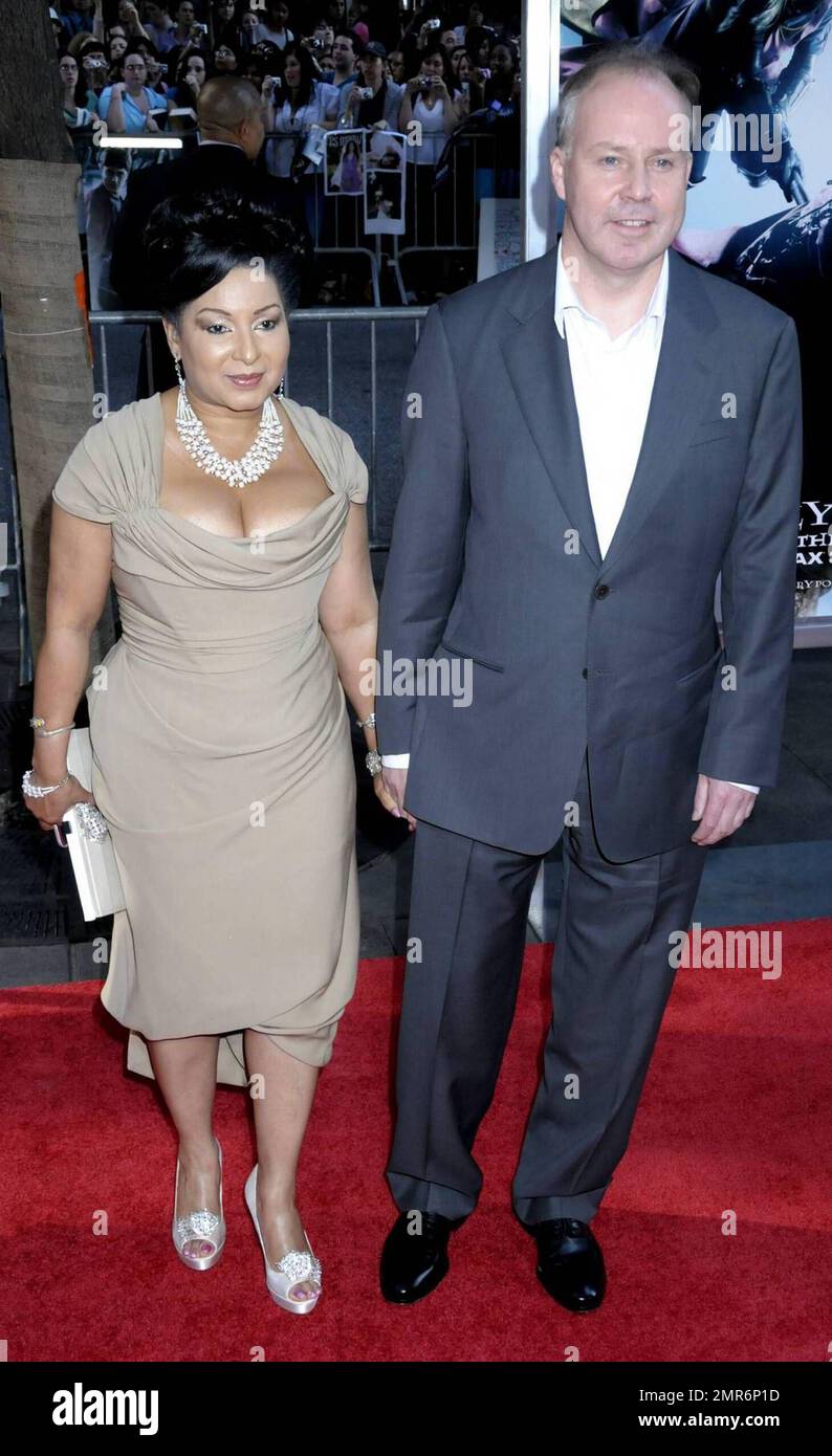 David Yates and his wife attend the premiere of "Harry Potter and the ...