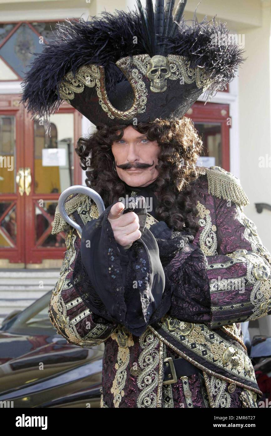 David Hasselhoff and KITT are reunited at the New Wimbledon Theatre ...