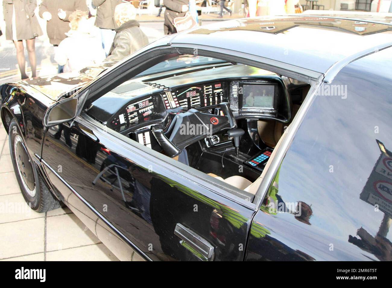 David Hasselhoff and KITT are reunited at the New Wimbledon Theatre ...