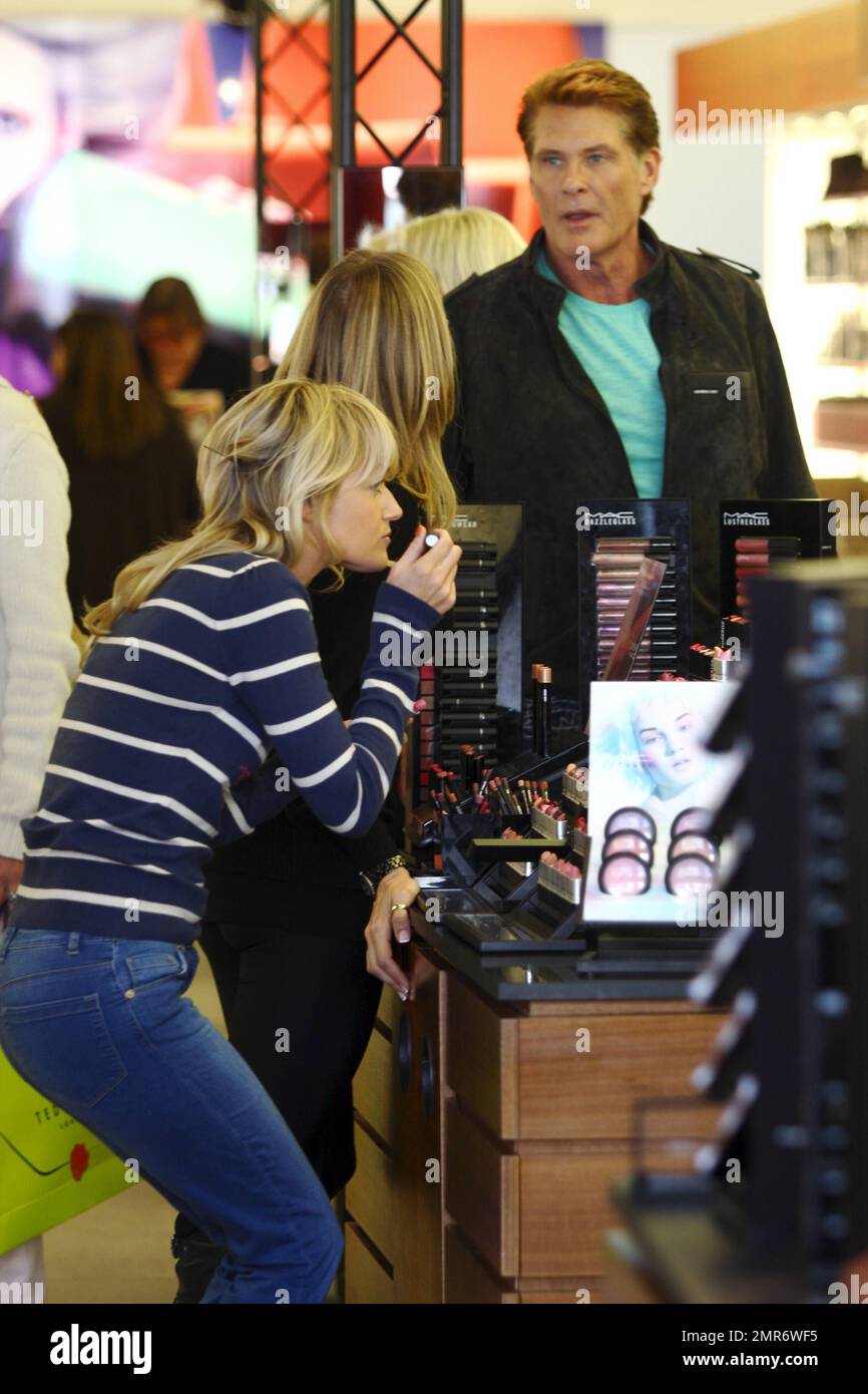 David and Hayley Hasselhoff walk hand-in-hand as they stroll after ...