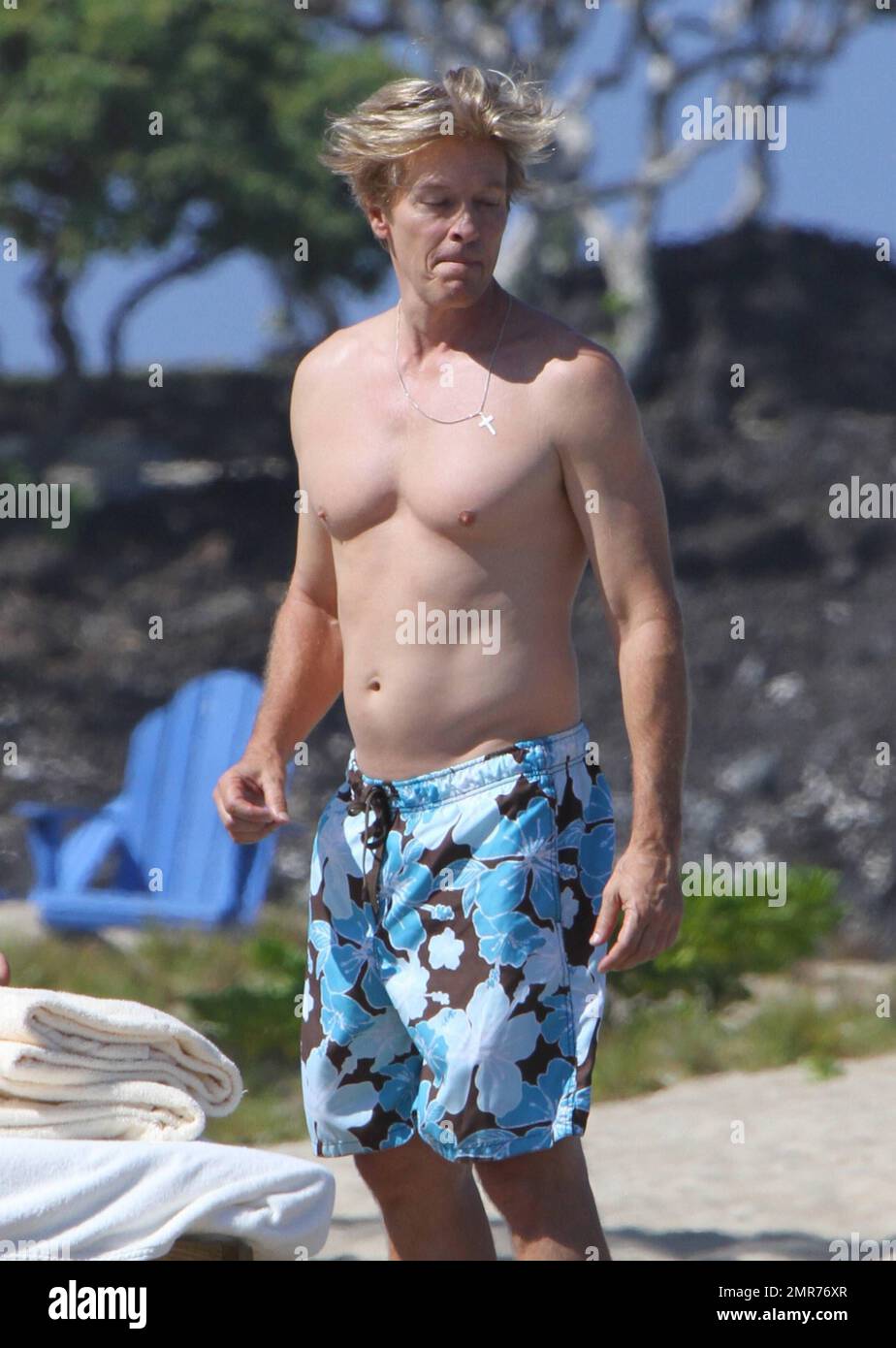 EXCLUSIVE!! Blonde beach beauty, Heather Locklear, celebrates her 50th ...