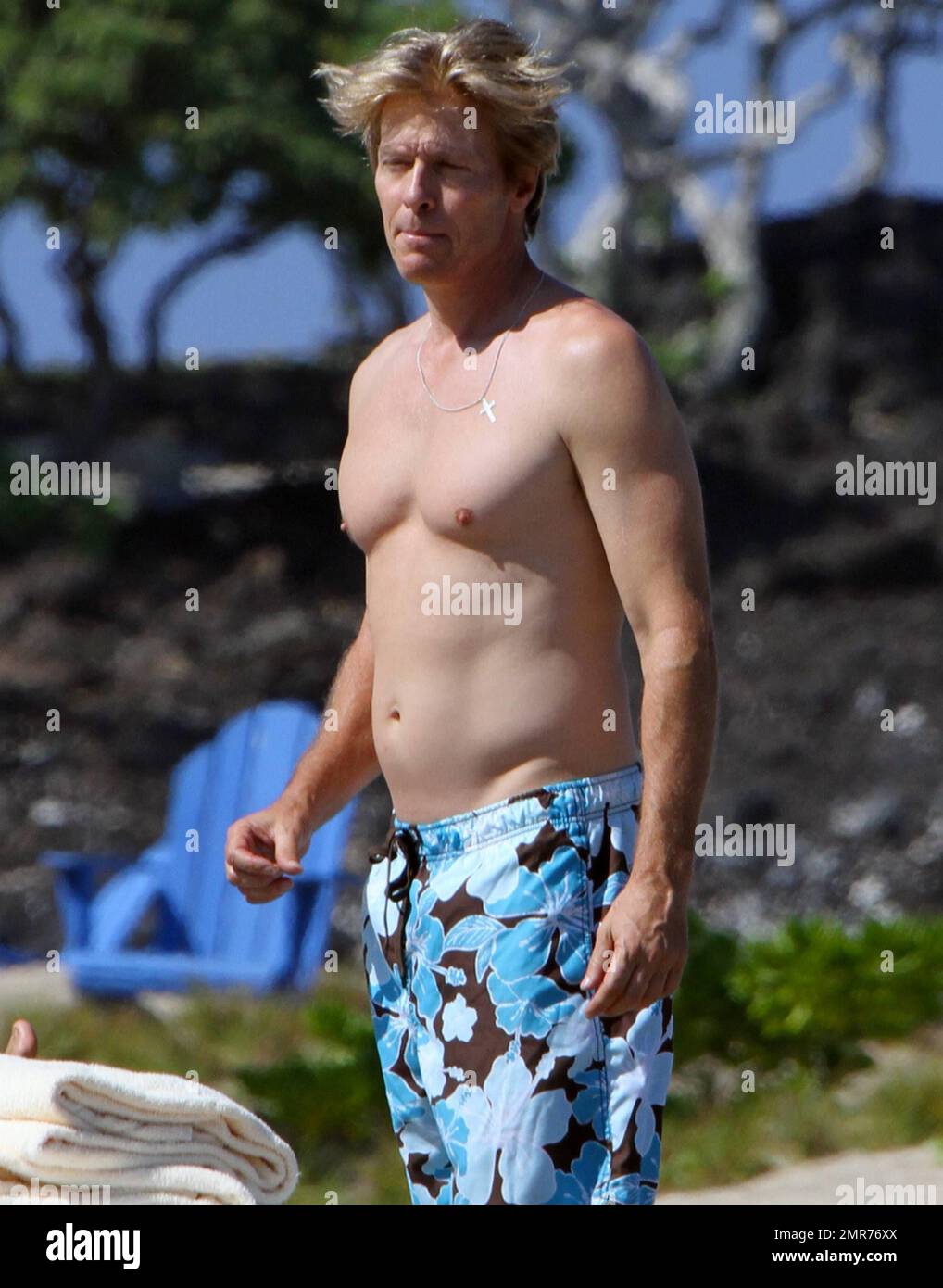 EXCLUSIVE!! Blonde beach beauty, Heather Locklear, celebrates her 50th ...