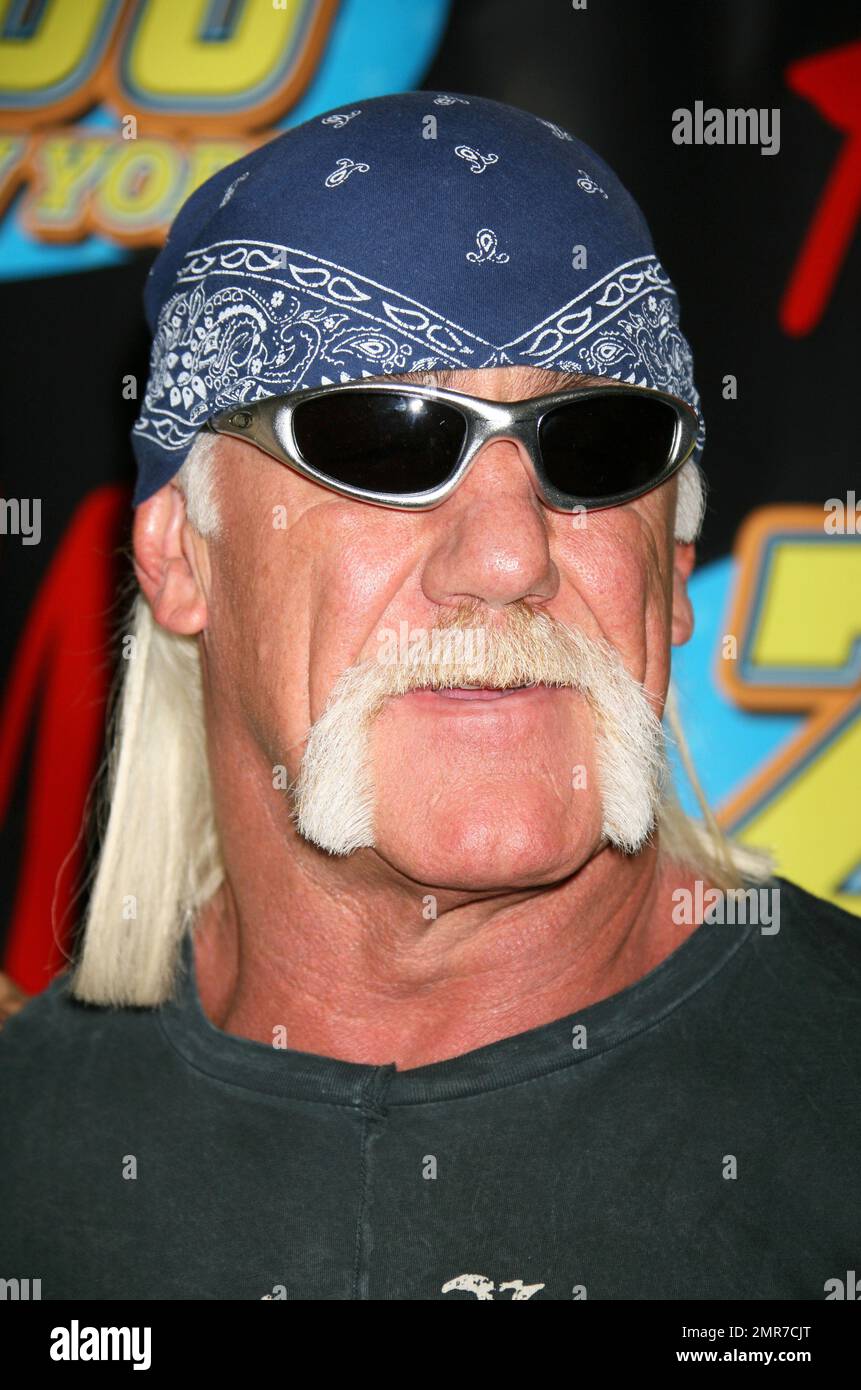 Hulk Hogan attends Z100's Jingle Ball 2006 concert at Madison Square ...