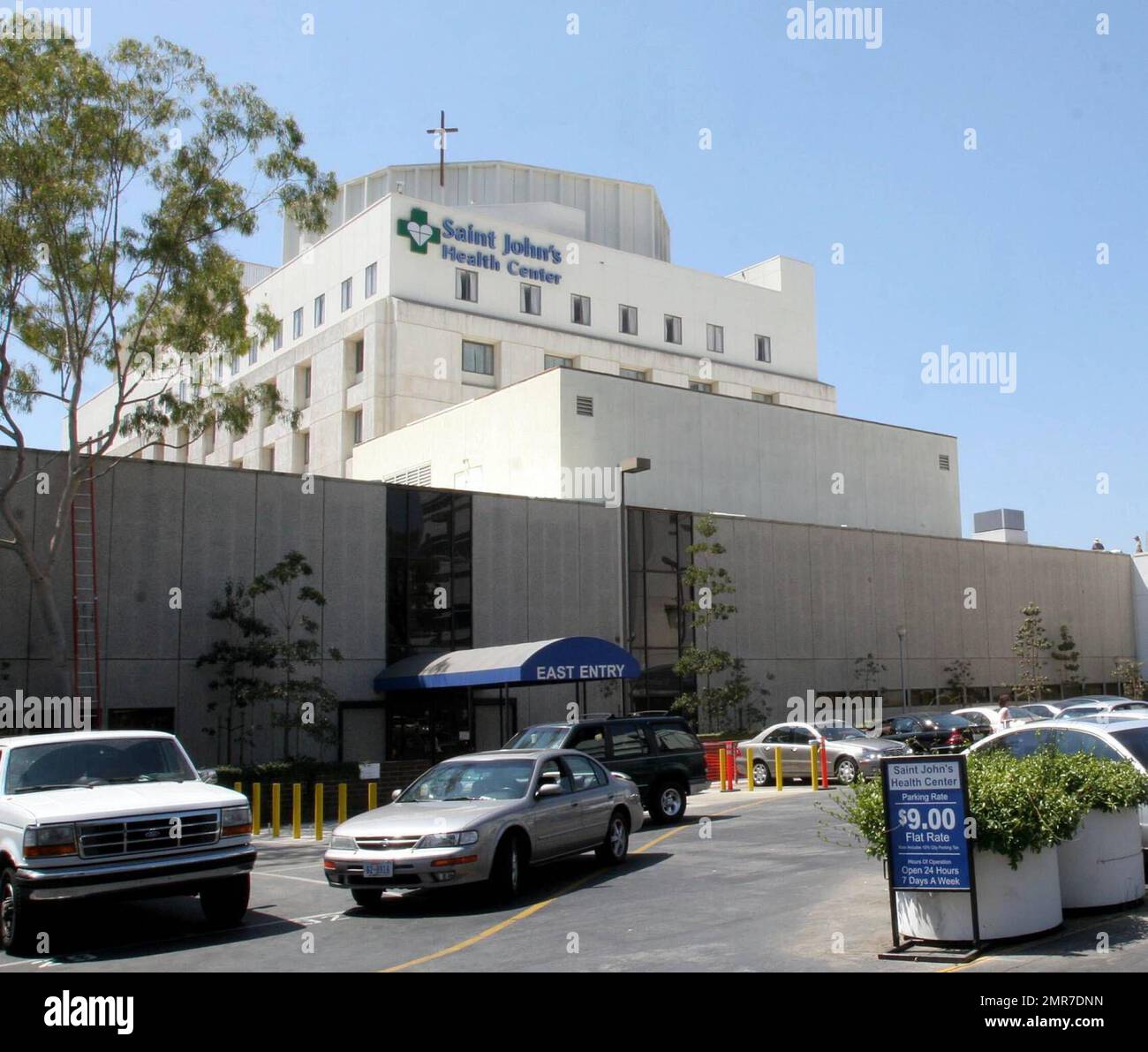 St John's hospital in Santa Monica, Ca where Heidi Klum gave birth to ...