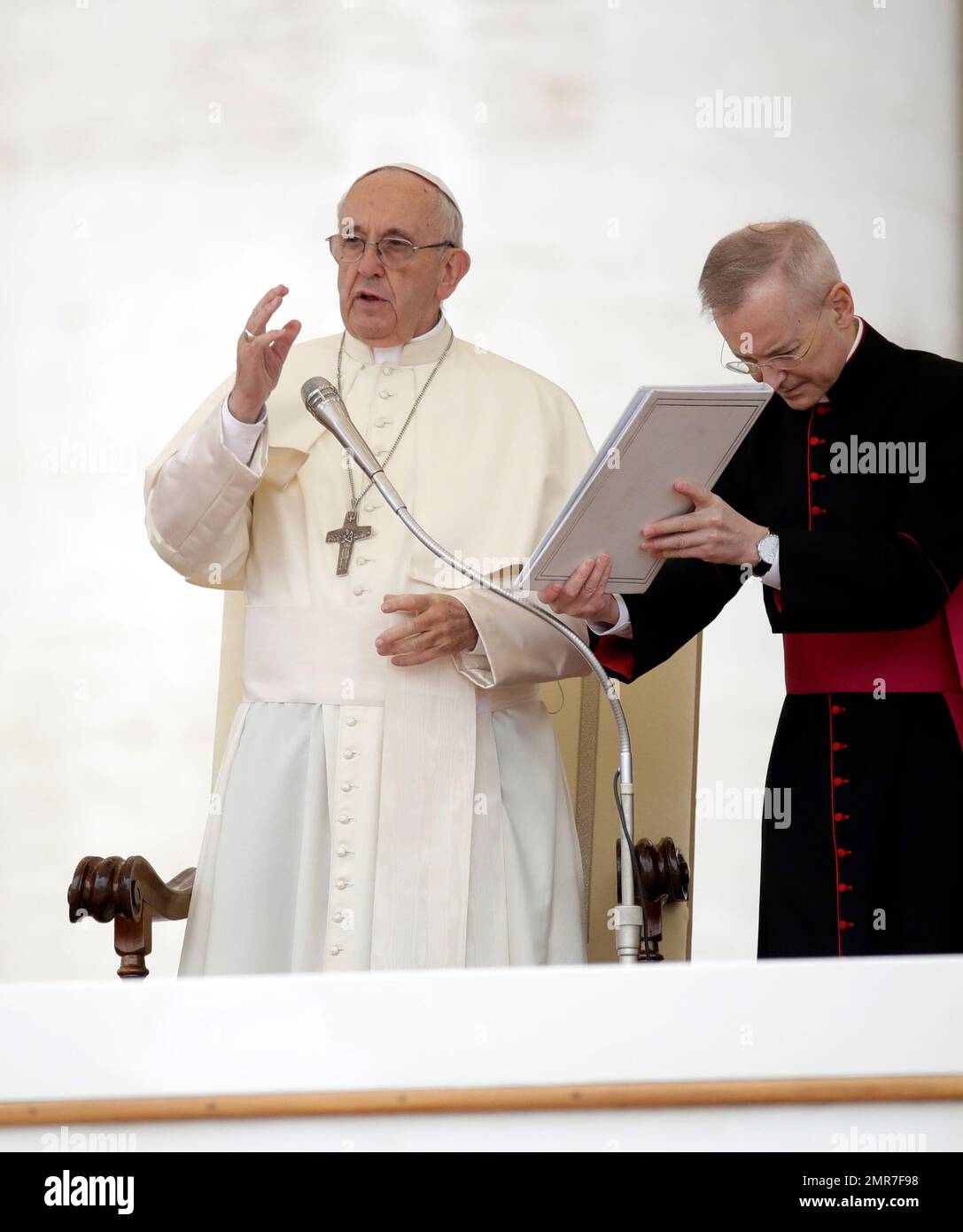 Pope Francis delivers his blessing during his weekly general audience ...