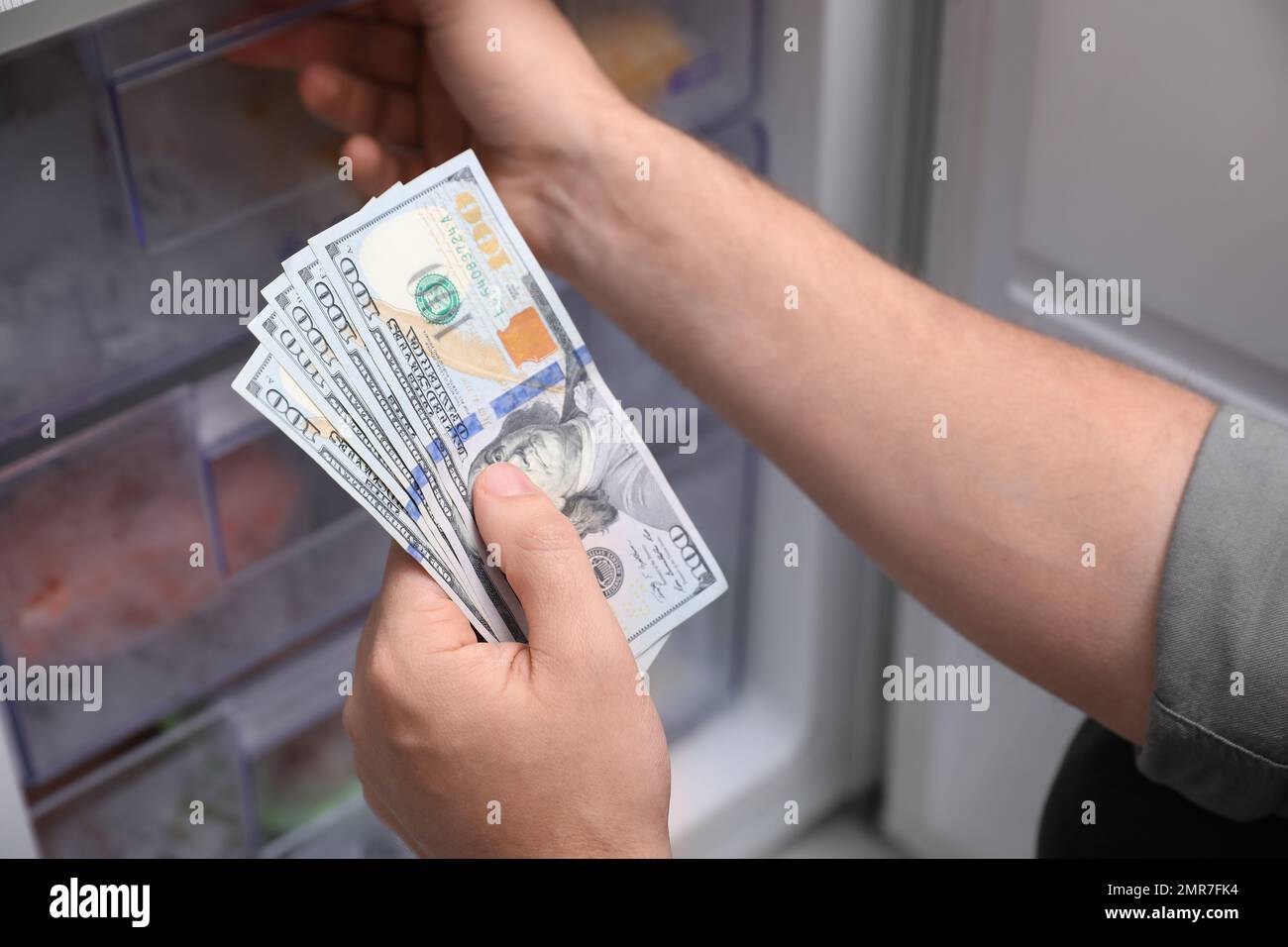 Money refrigerator hi-res stock photography and images - Alamy