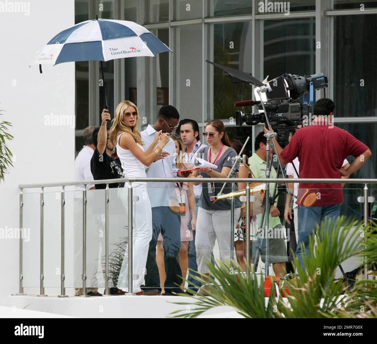 Supermodel Heidi Klum has fun dancing and giving the thumbs up during a ...