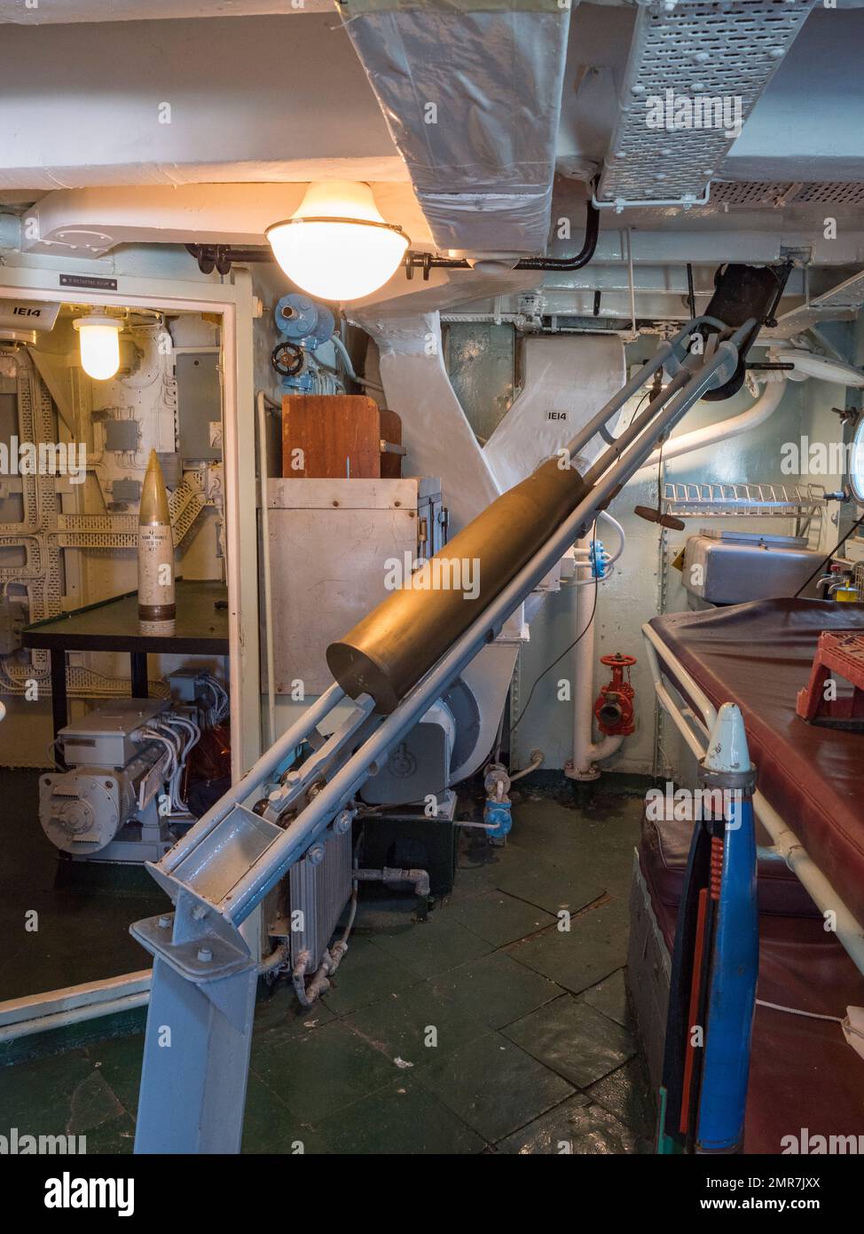 Shell on loading rack 4.5 inch gun Mark 5*, on rebuilt CP Mark V ...