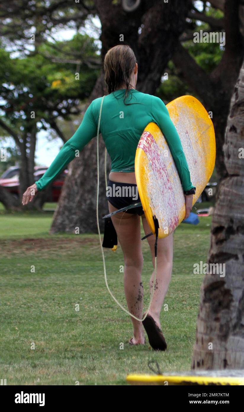 "Mad About You" and "Twister" star Helen Hunt spends a day in a park ...