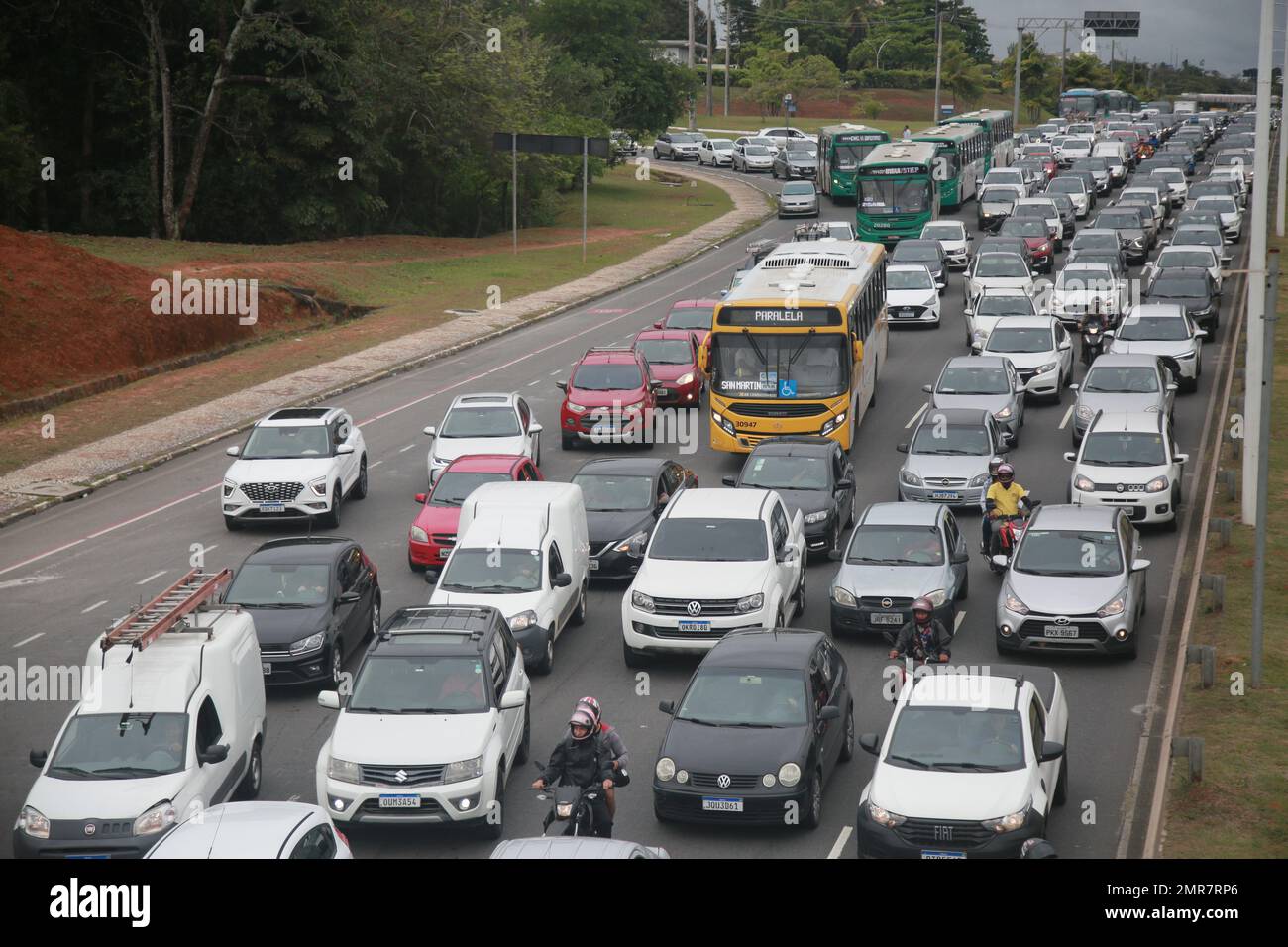 salvador, bahia, brazil - october 26, 2022: vehicle congestion in ...