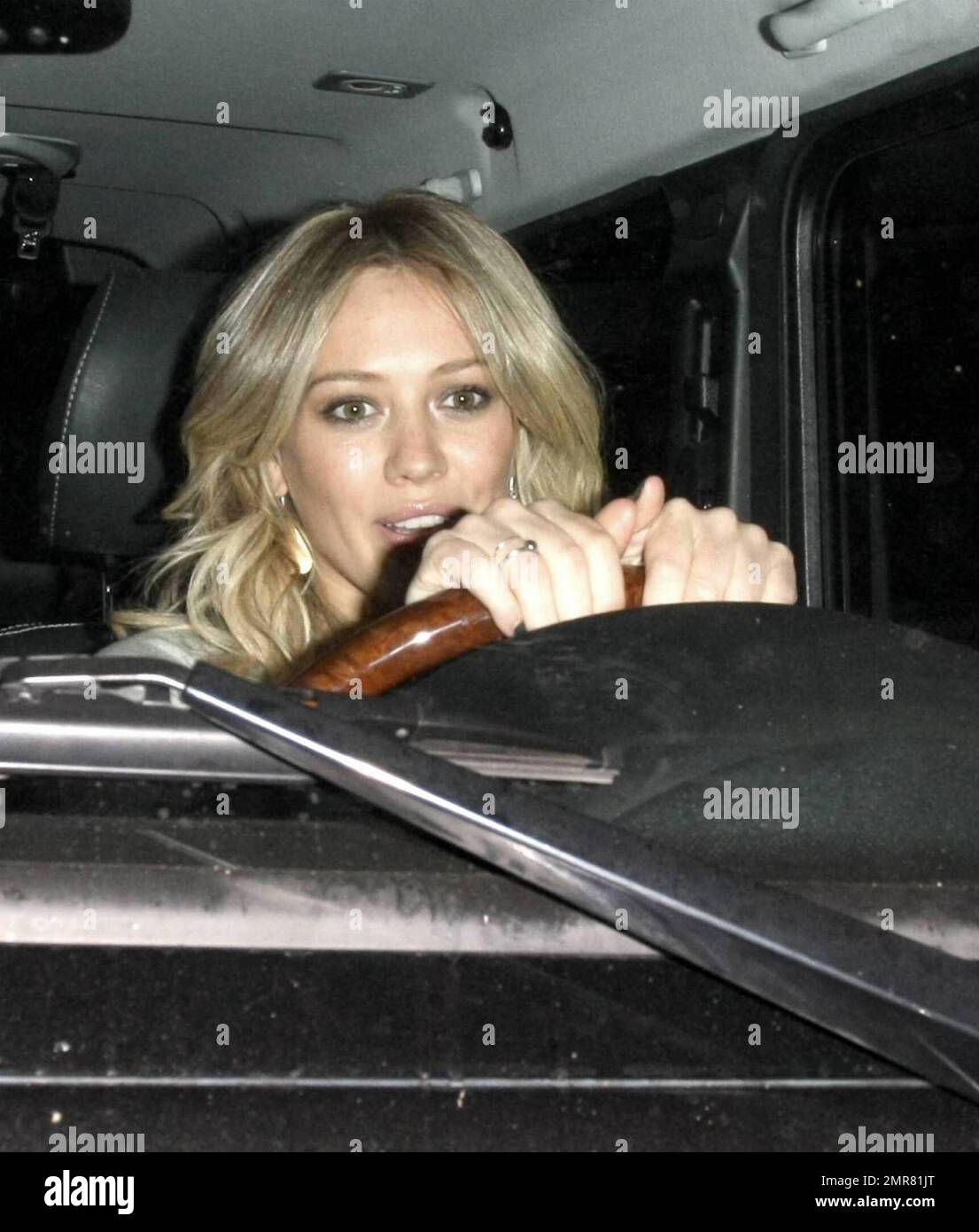 Actress Hilary Duff leaves the Ken Paves salon with friends after ...