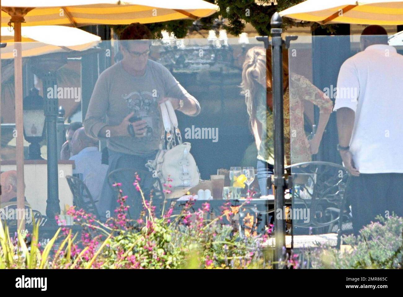 Exclusive!! David Hasselhoff has lunch with his beautiful girlfiend ...