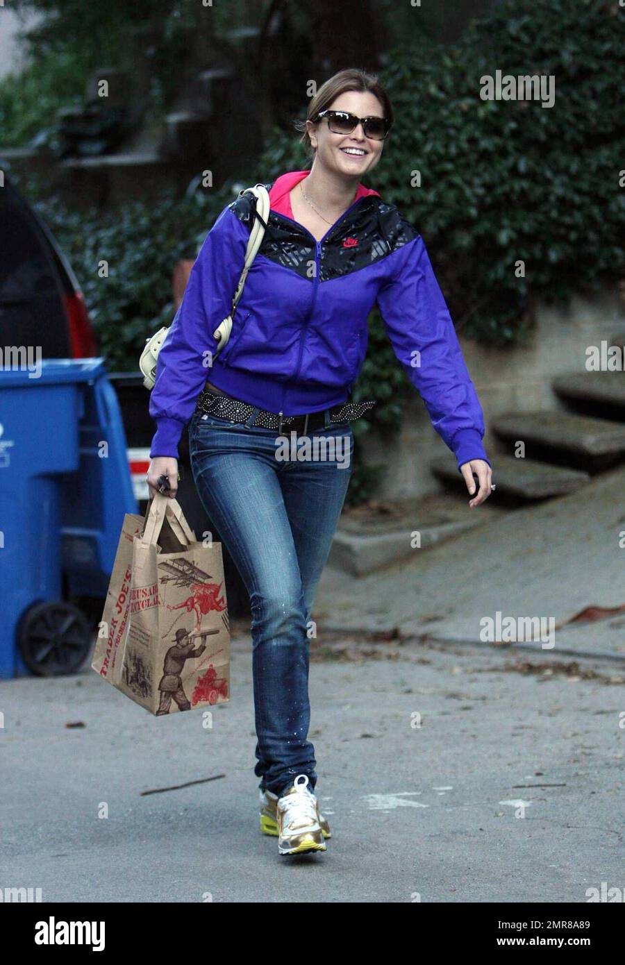 Exclusive Australian Singer And Actress Holly Valance Was Seen Out