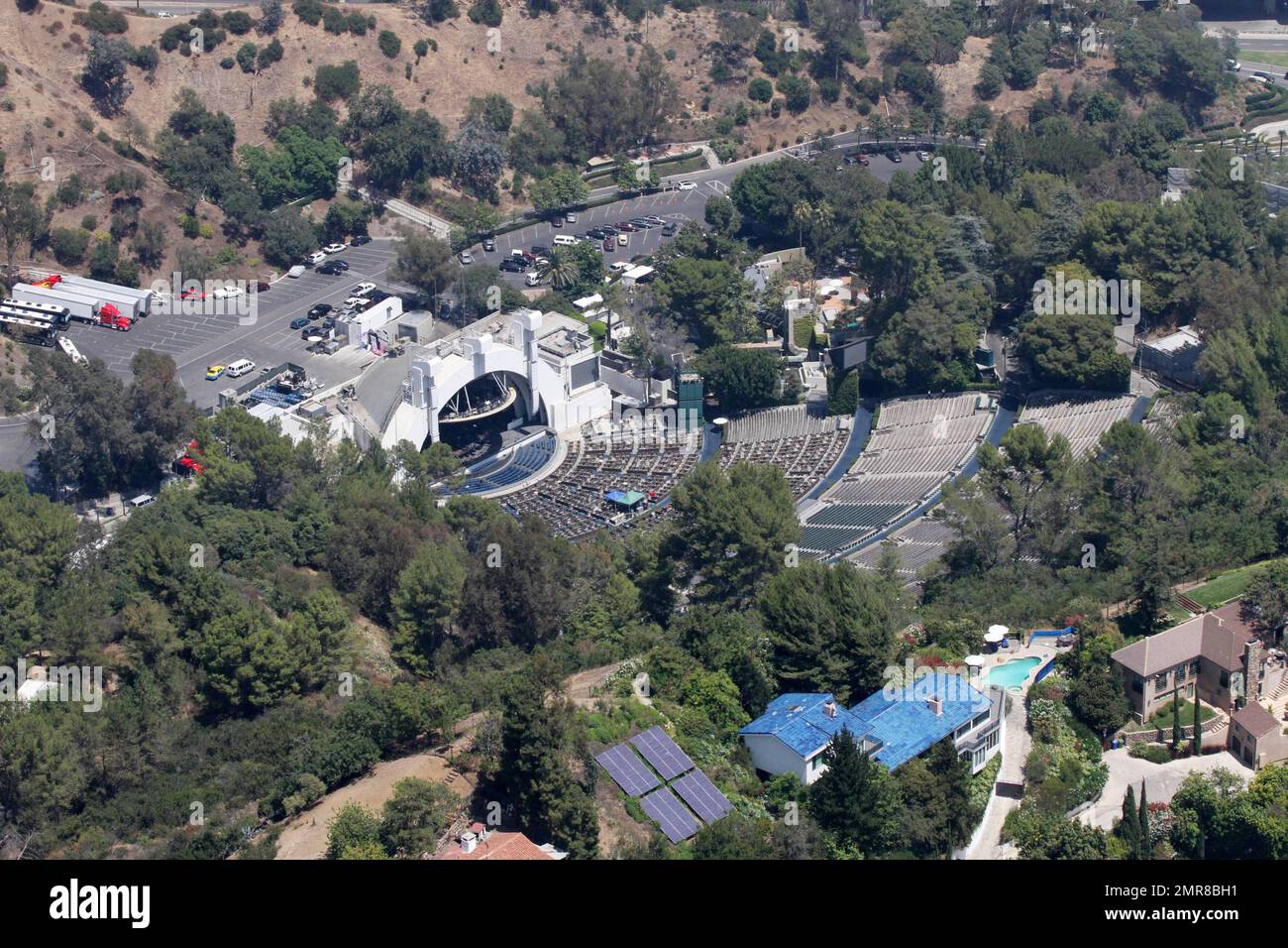 Hollywood bowl aerial hi-res stock photography and images - Alamy