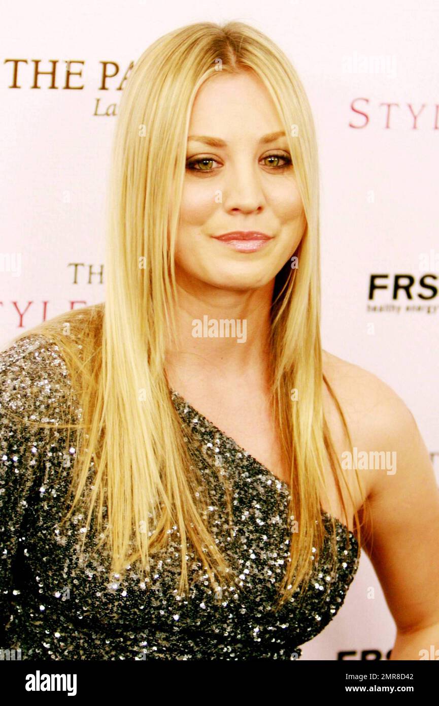 Kaley Cuoco poses or photographers at the 2010 Hollywood Style Awards ...