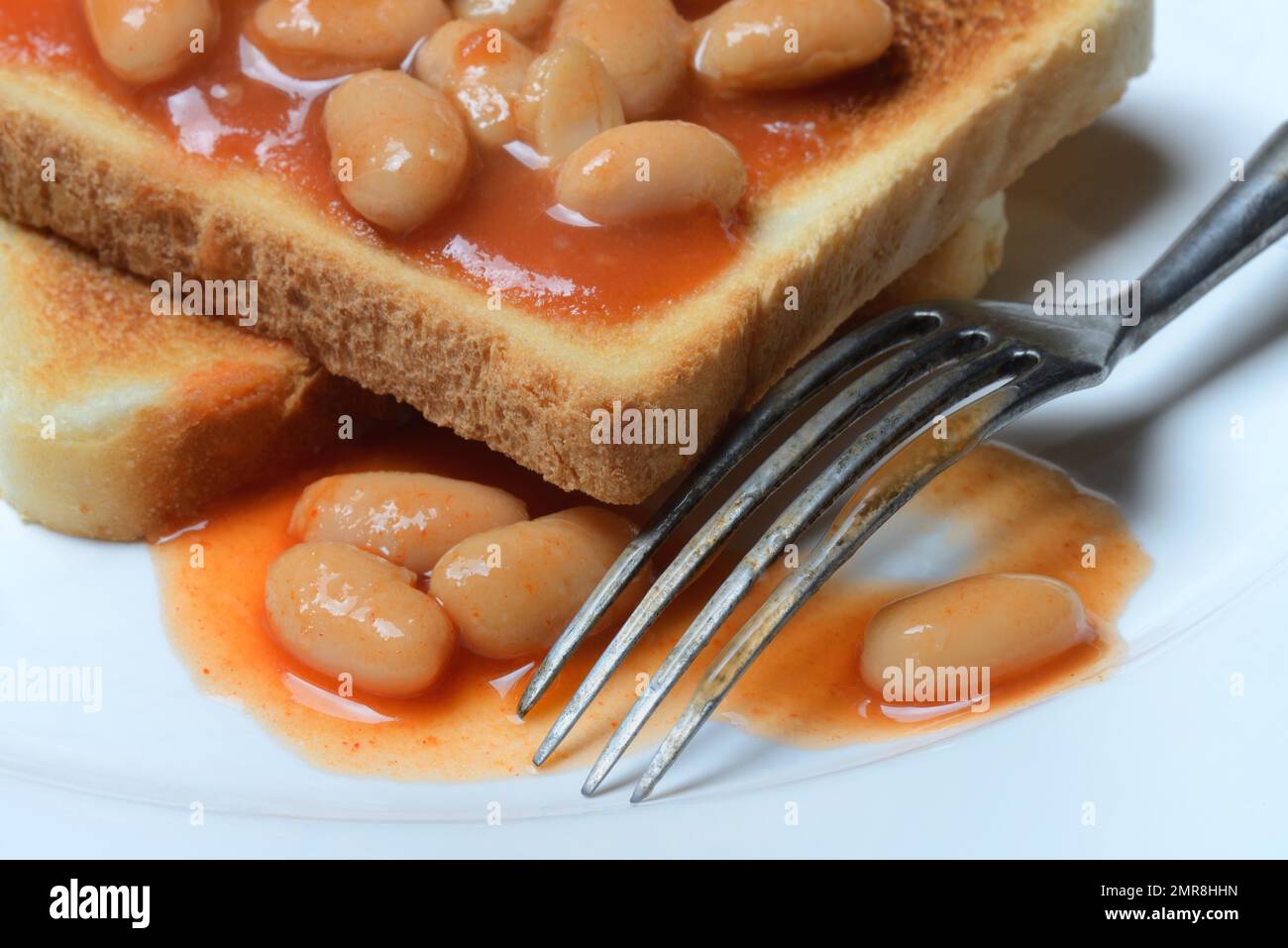 Cannellini beans toast hi-res stock photography and images - Alamy