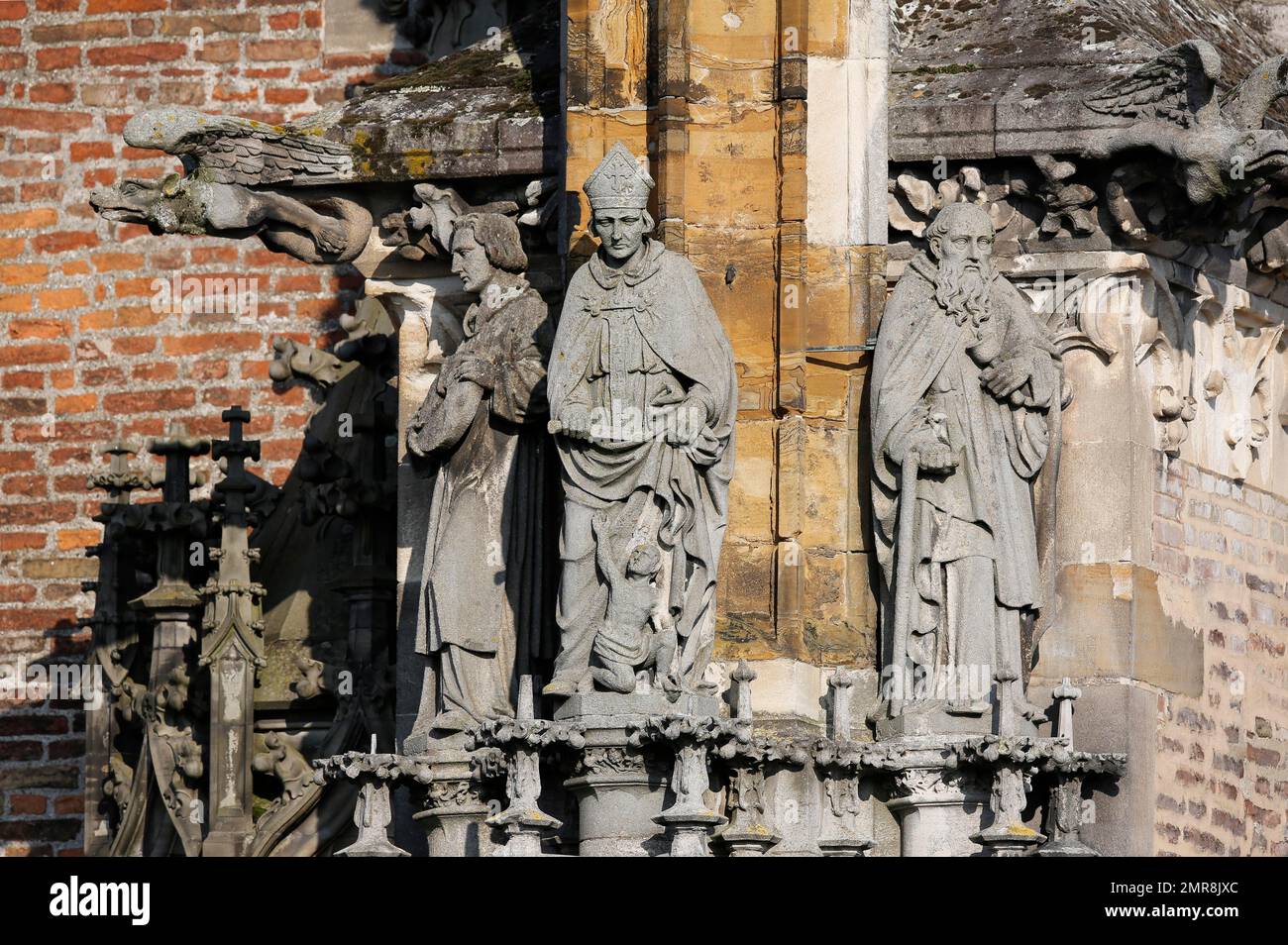 Ulm Minster, statues and mythical creatures, stone sculptures on the ...