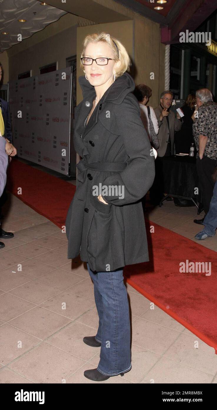 attends the premiere of the play "How Cissy Grew," starring "Desperate ...