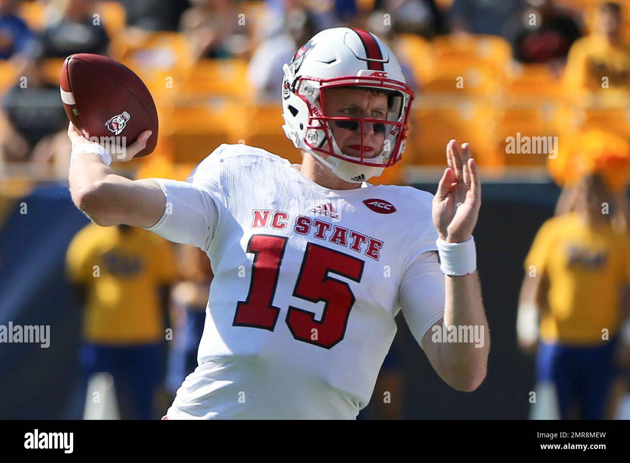 North Carolina State quarterback Ryan Finley (15) plays against ...