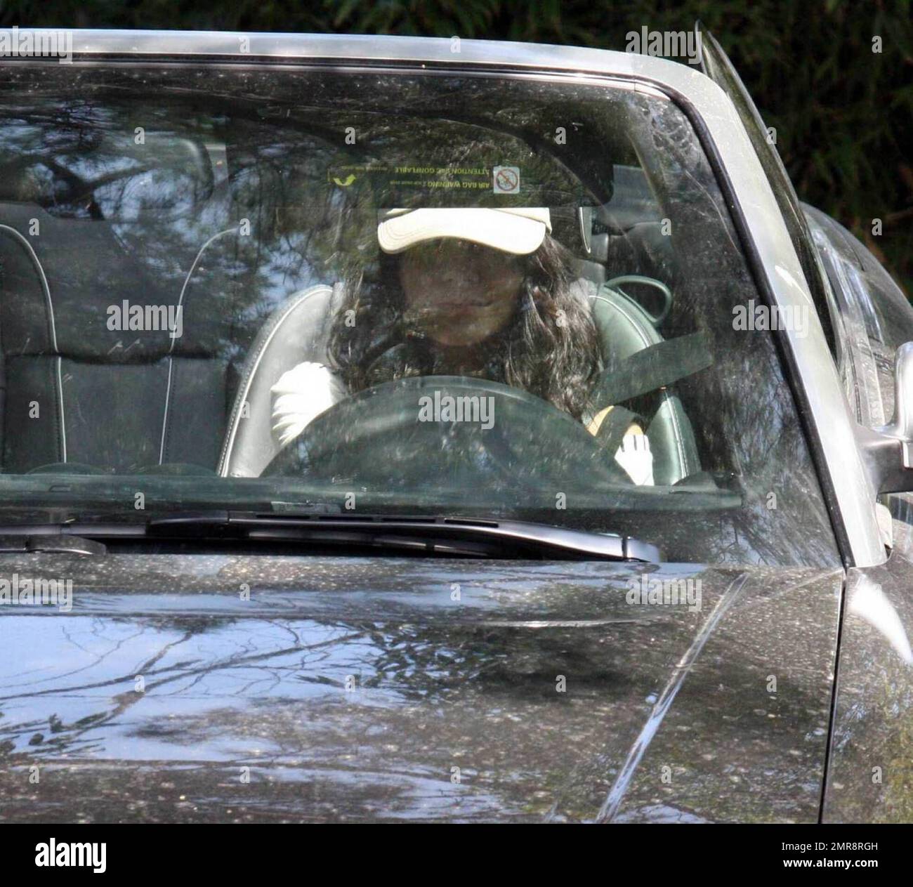 Exclusive!! Vanessa Hudgens couldn't wait to see Zac Efron after his ...