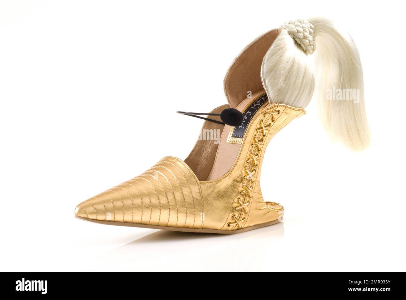 Designer Kobi Levi brings to life wearable shoe art with his Hybrid ...