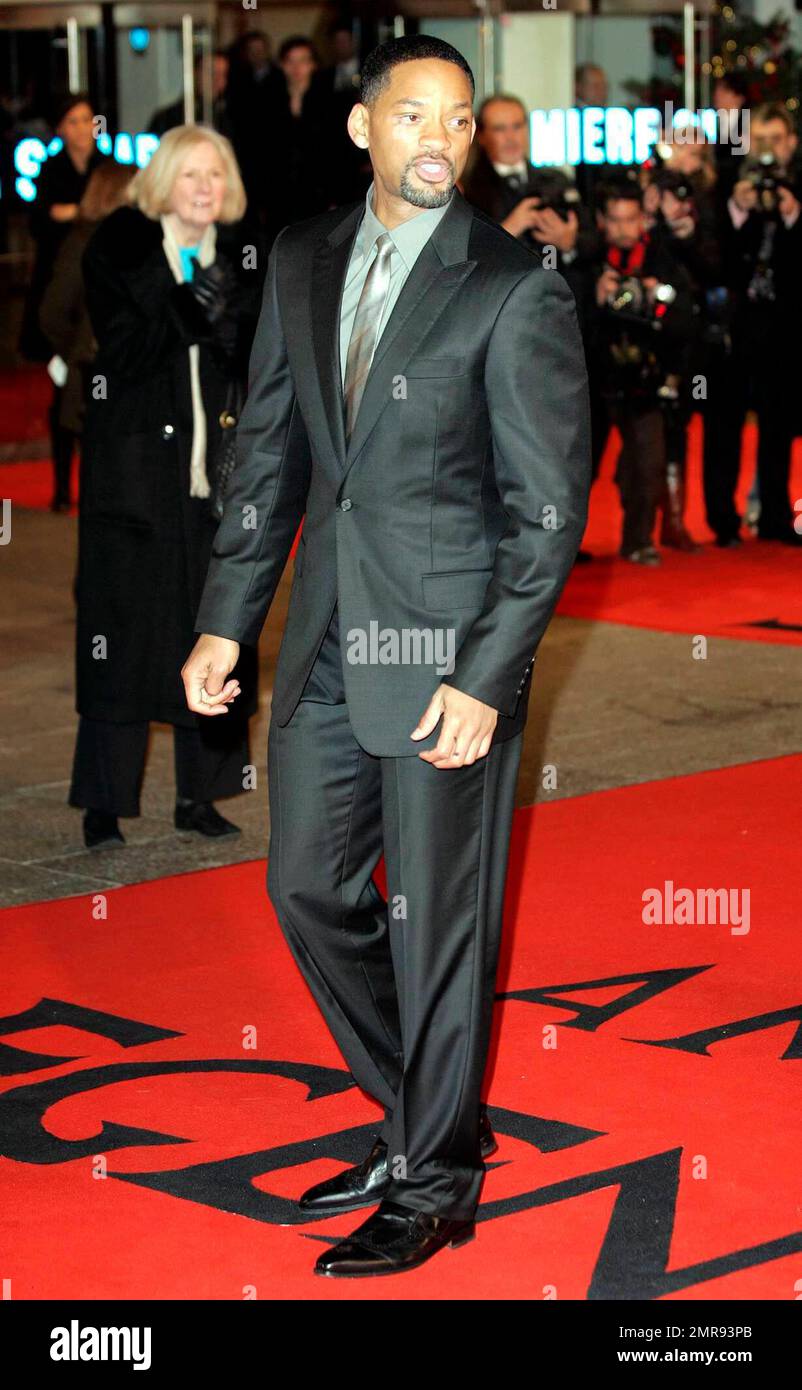 Will Smith attending the UK premiere of his new film "I Am Legend ...
