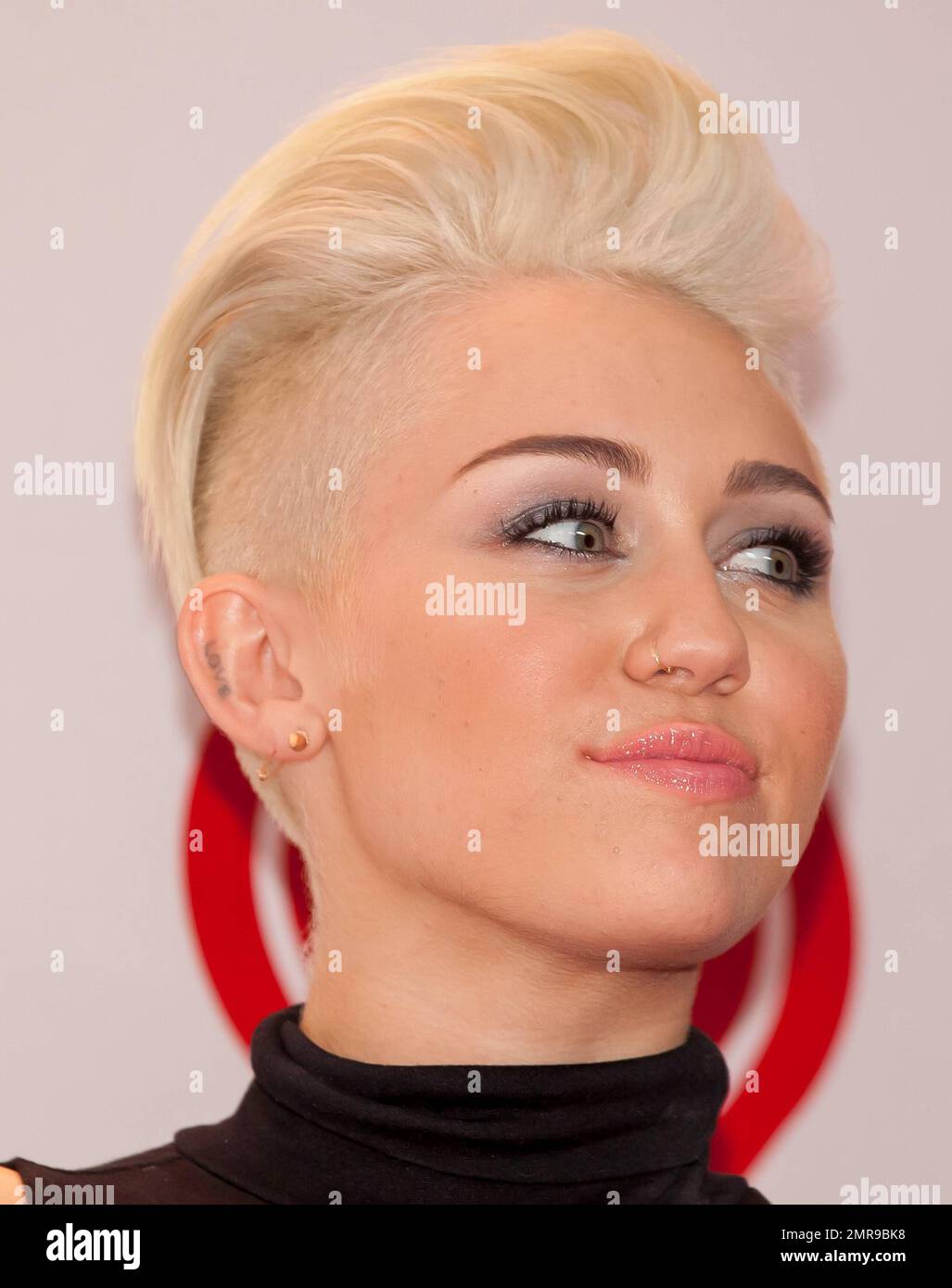 Miley cyrus iheart radio festival hi-res stock photography and images ...