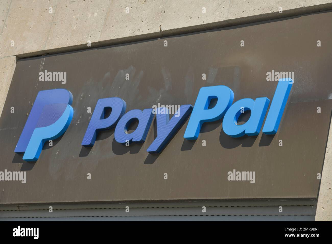 Paypal headquarter hi-res stock photography and images - Alamy