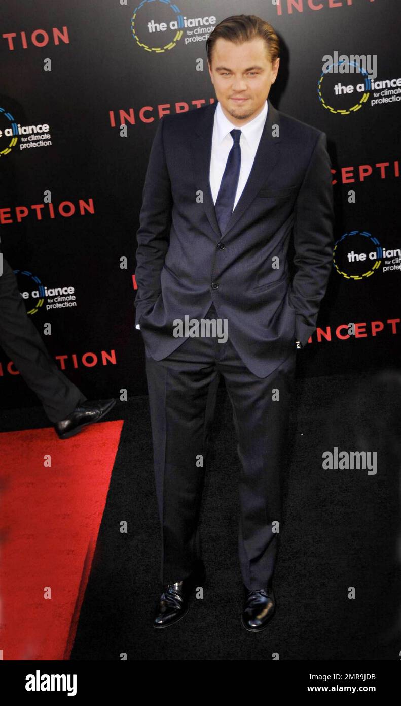 Leonardo DiCaprio walks the red carpet at GraumanÕs Chinese Theatre for ...