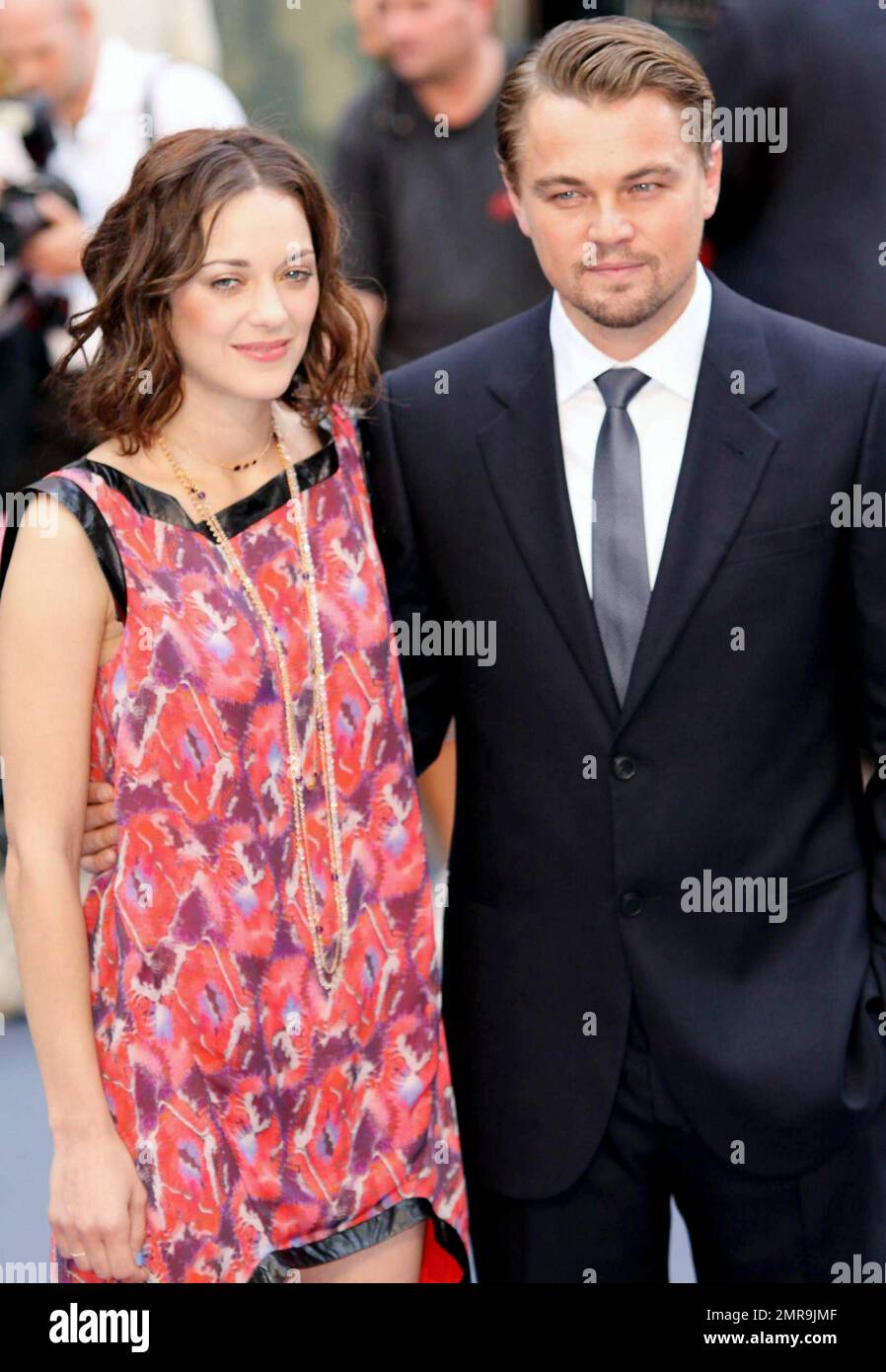 Leonardo DiCaprio accompanies beautiful Marion Cotillard on the red ...