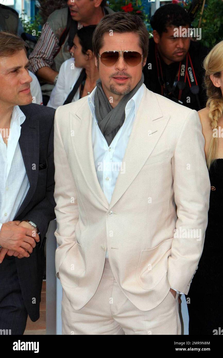 Brad Pitt attends the photocall for "Inglorious Basterds" at the Cannes ...