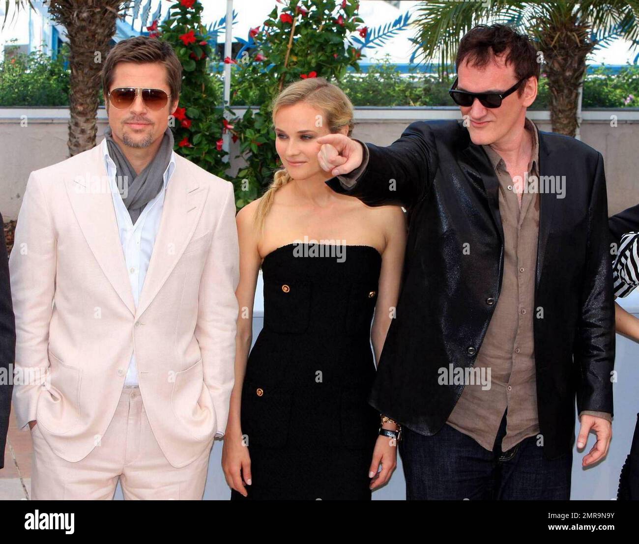 Brad Pitt, Diane Kruger and Quentin Tarantino attend the photocall for "Inglorious Basterds" at ...