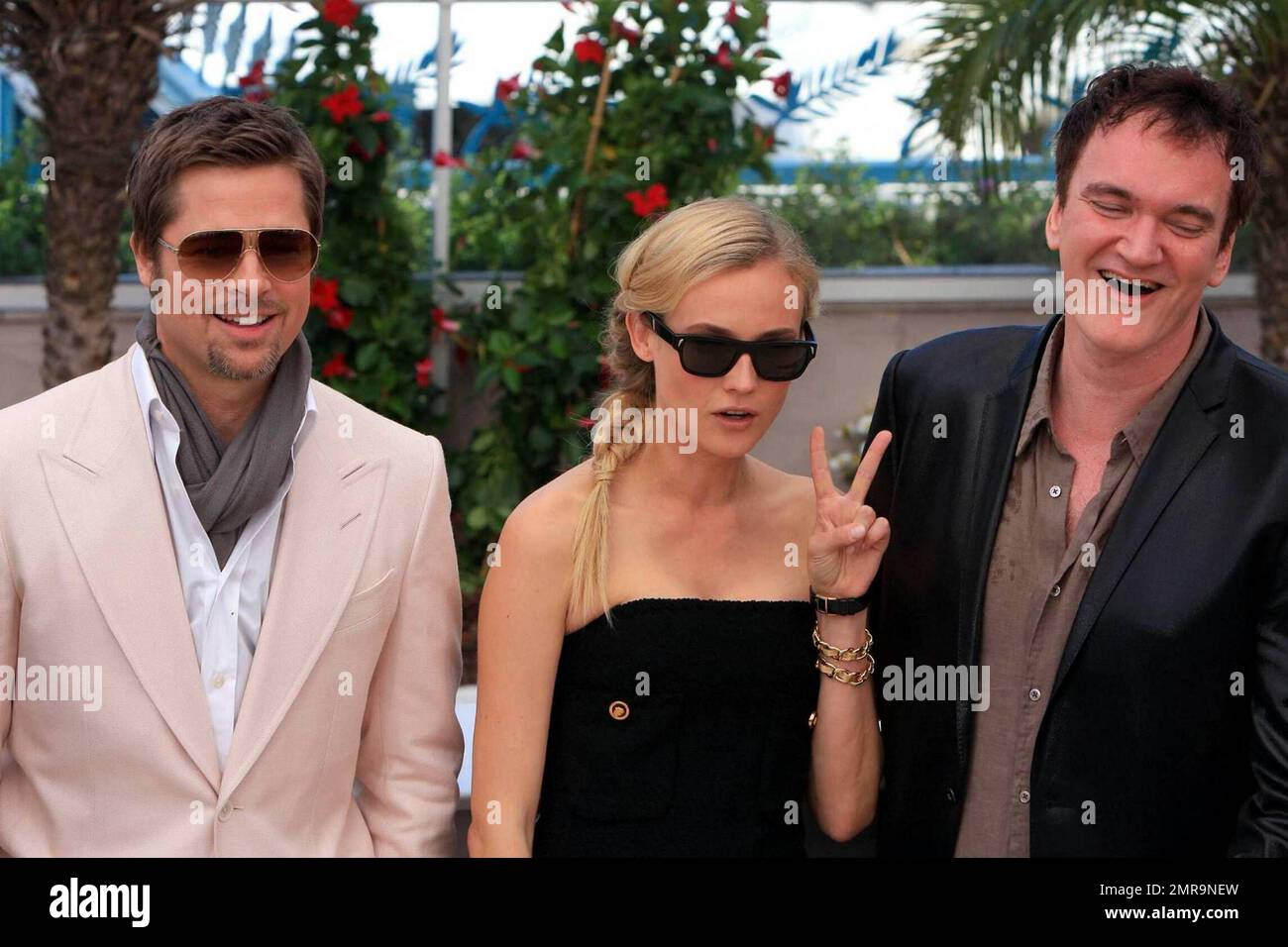 Brad Pitt, Diane Kruger and Quentin Tarantino attend the photocall for "Inglorious Basterds" at ...