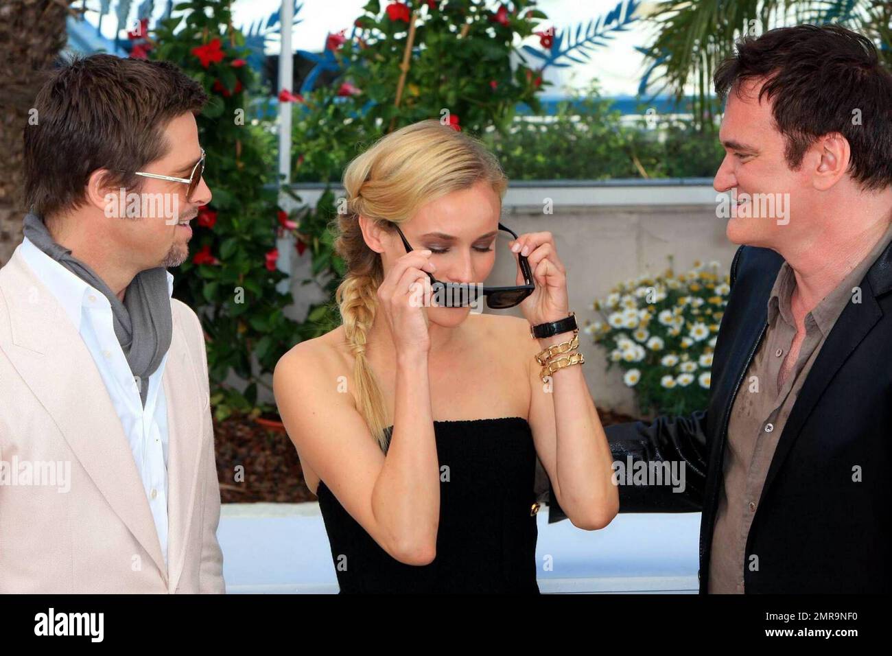 Brad Pitt, Diane Kruger and Quentin Tarantino attend the photocall for "Inglorious Basterds" at ...