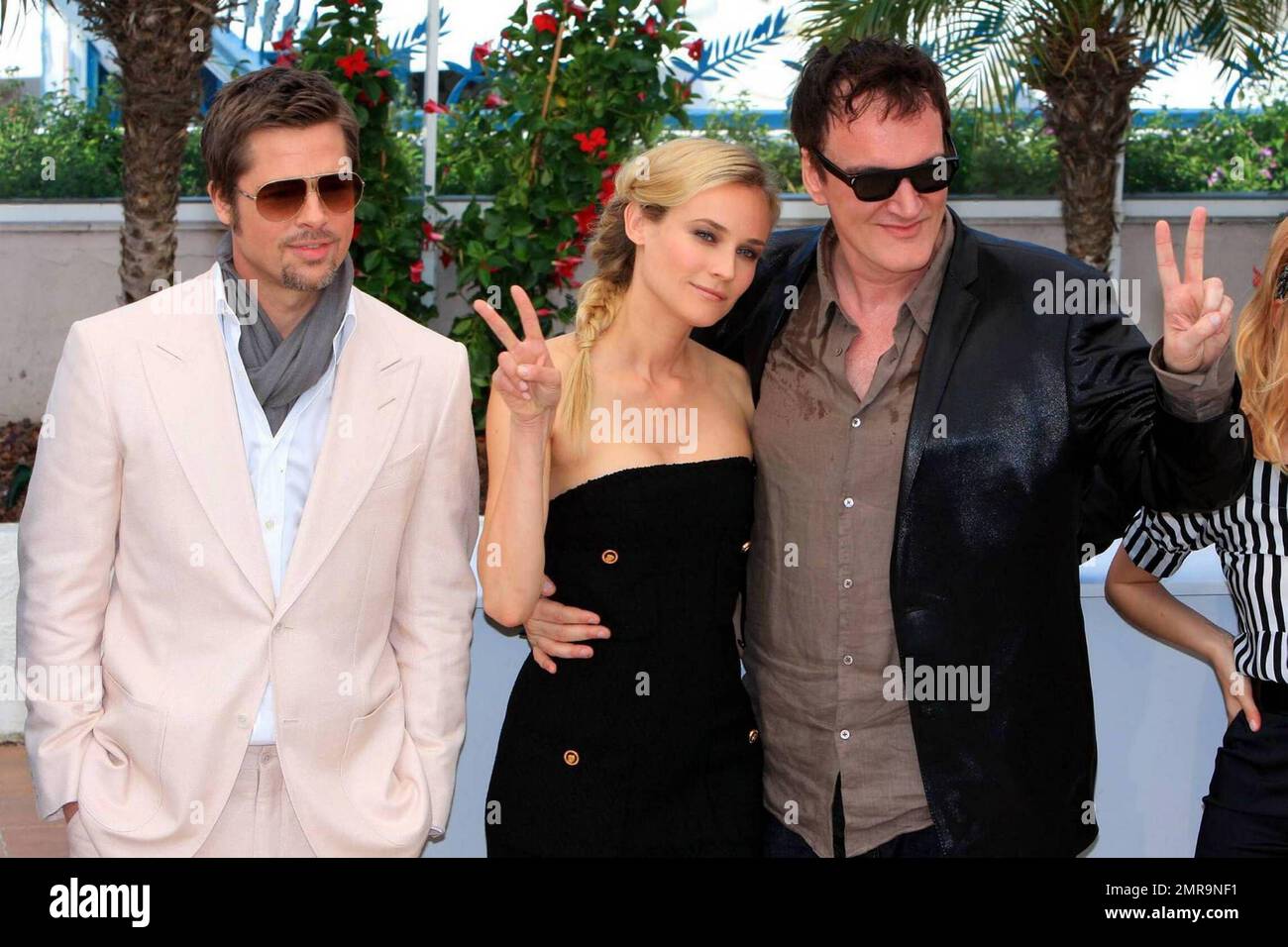 Brad Pitt, Diane Kruger and Quentin Tarantino attend the photocall for "Inglorious Basterds" at ...