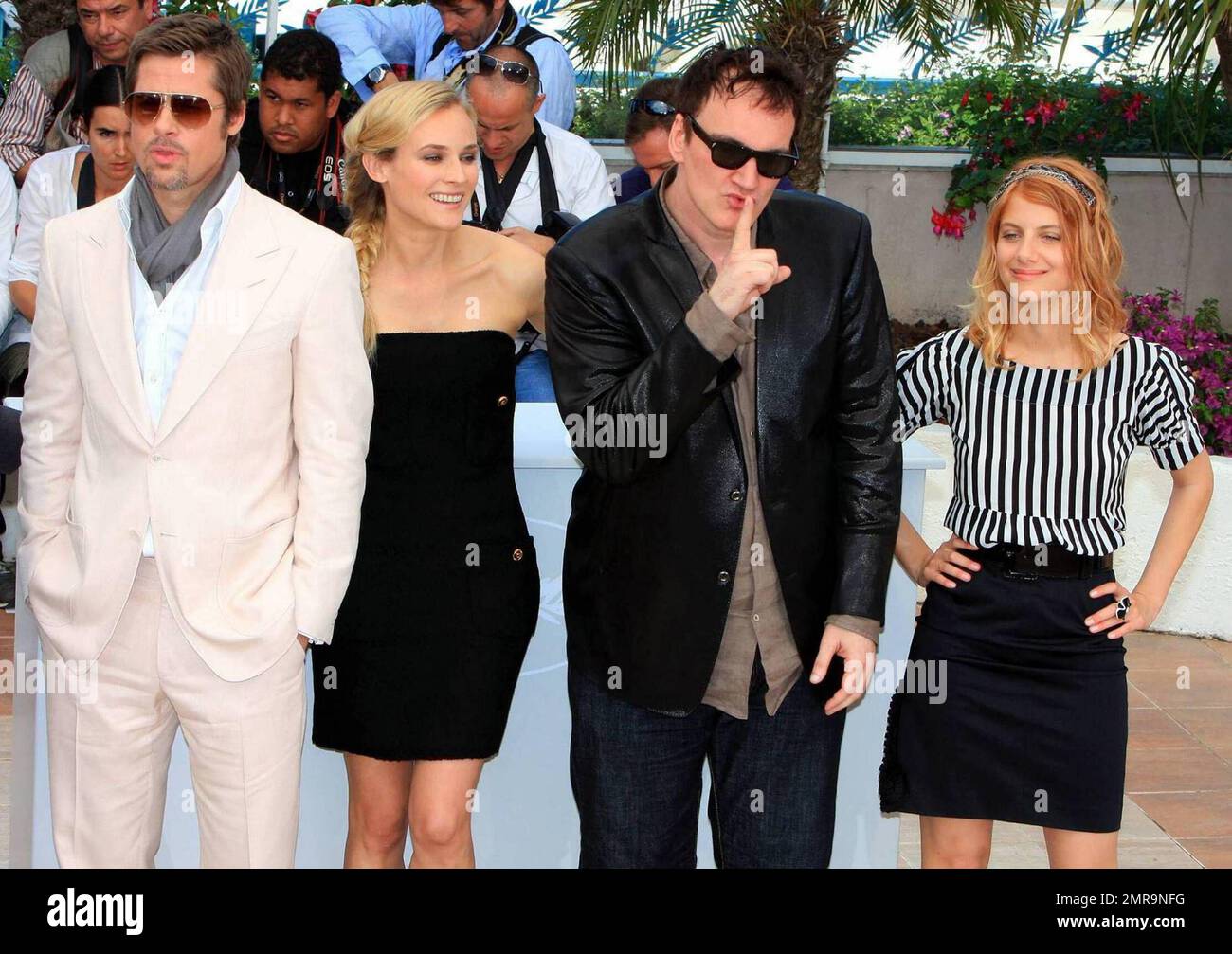 Melanie laurent brad pitt diane hi-res stock photography and images - Alamy
