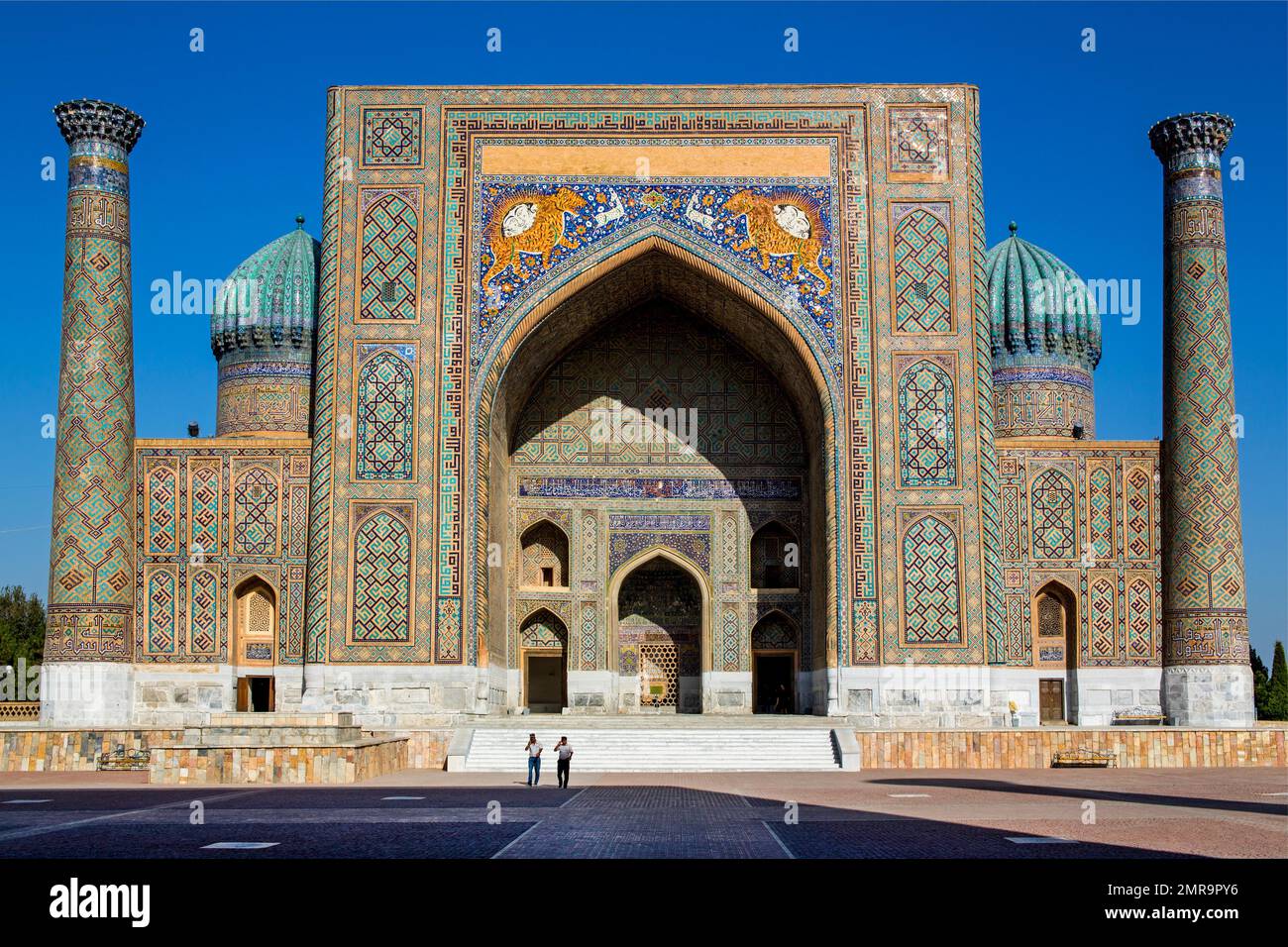 Sherdor Medrese, Registan Square, ensemble of three madrasas, Samarkand ...