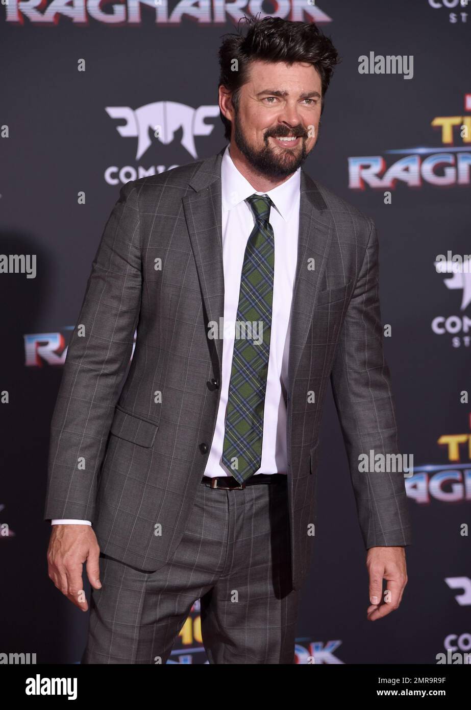 Karl Urban arrives at the world premiere of "Thor: Ragnarok" at the El ...