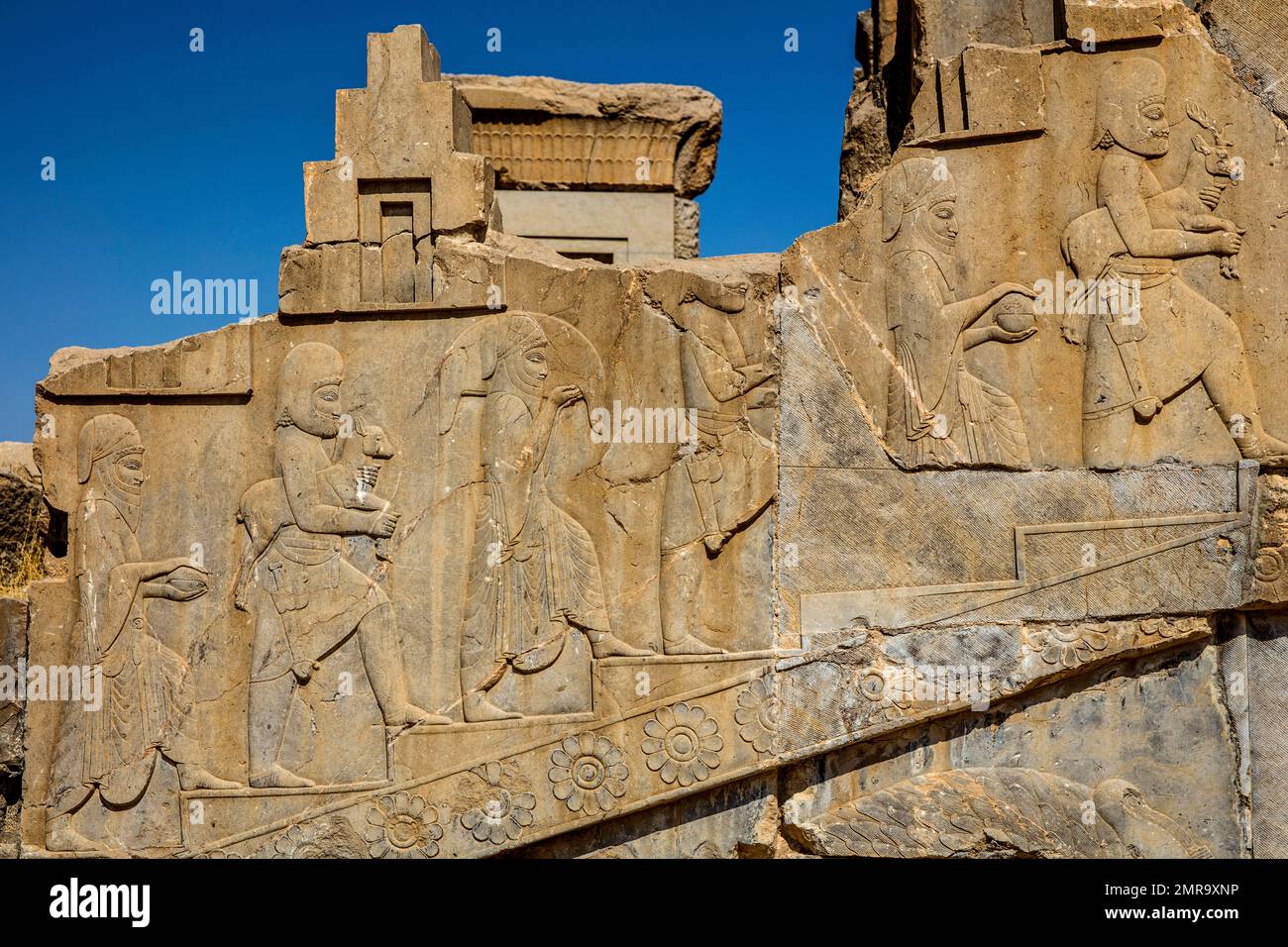 Relief Detail, Gifts are brought to Darius the Great, Stairs of Darius ...