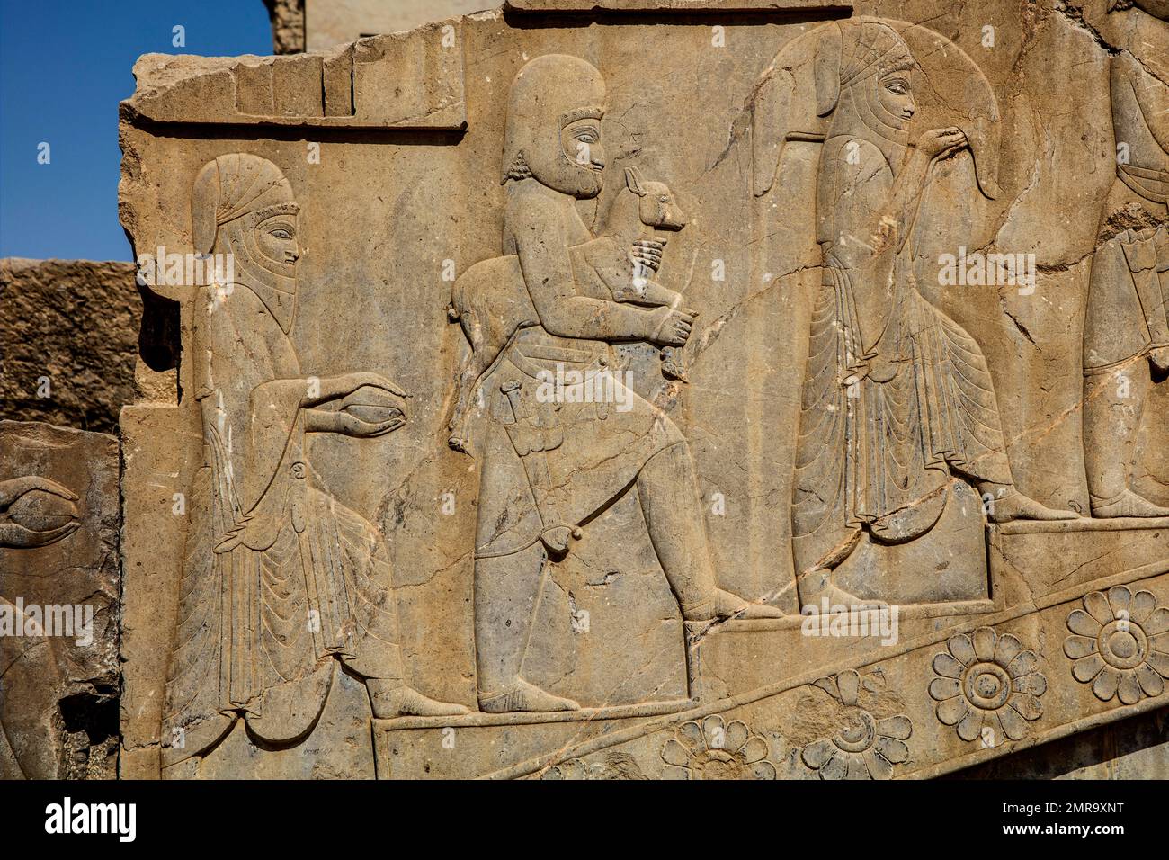 Relief Detail, Gifts are brought to Darius the Great, Stairs of Darius ...