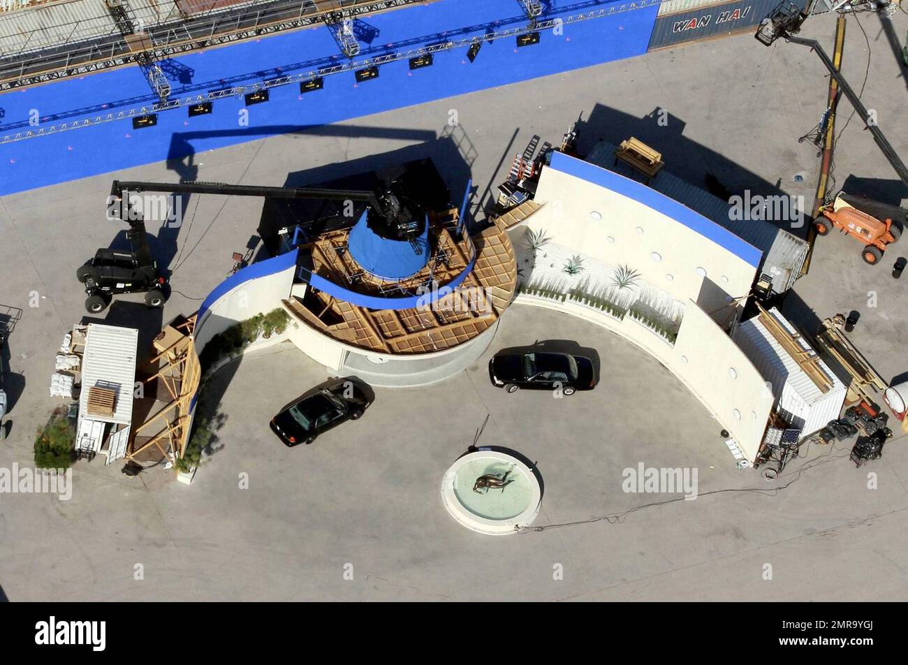 .EXCLUSIVE!! Aerial views of the "Iron Man II" film set in Encino, CA ...