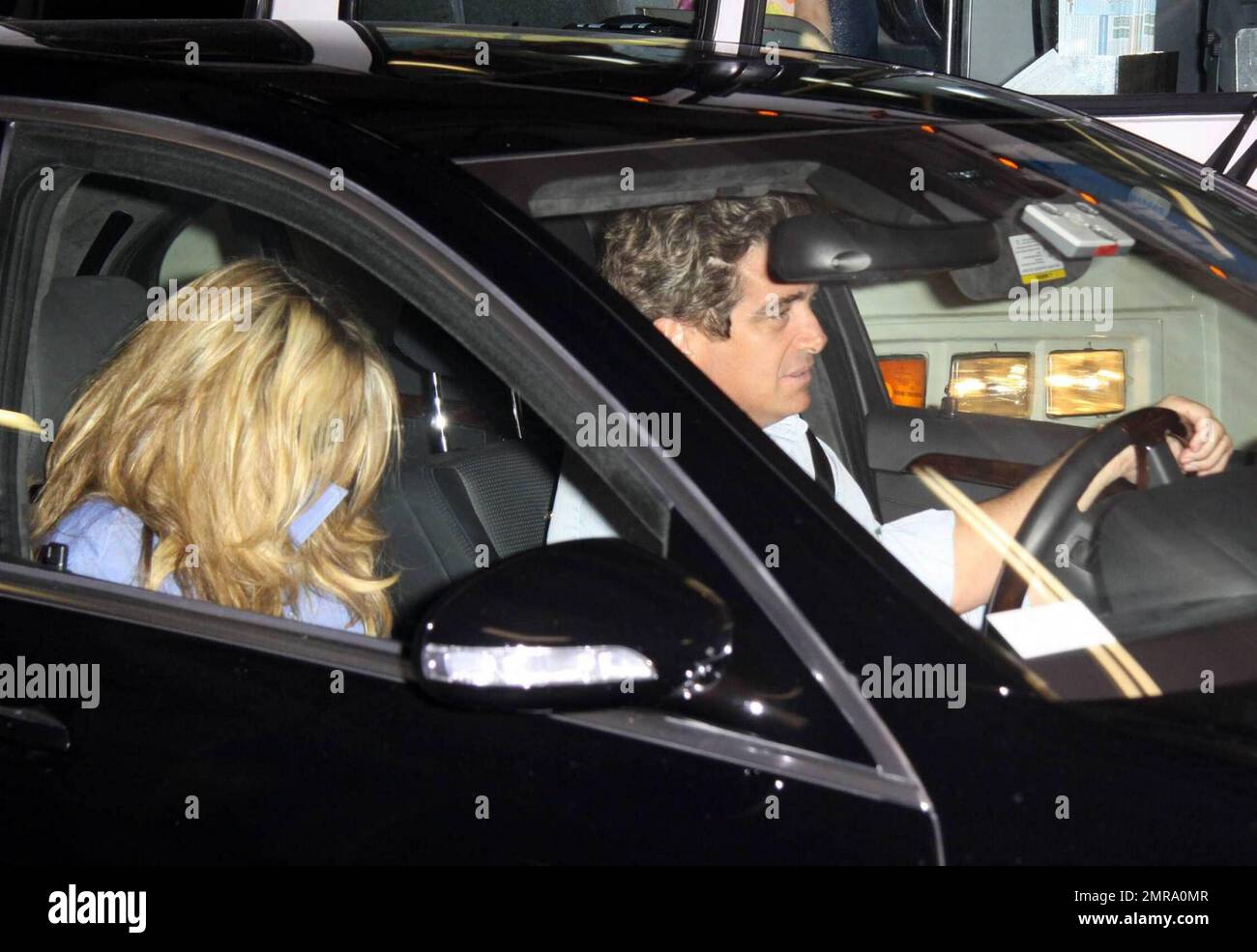 Is Elle Macpherson engaged to Jeffrey Soffer? The supermodel looked ...