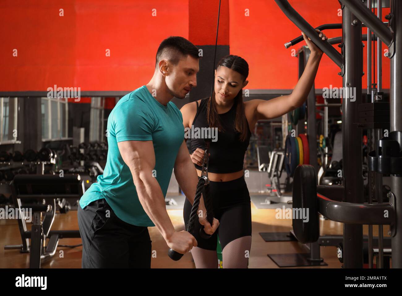 Man working out in gym hi-res stock photography and images - Alamy